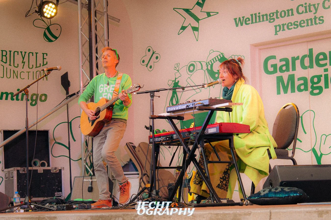 Shan plays Botanic Garden - Gardens Magic 2025 — Jechtography