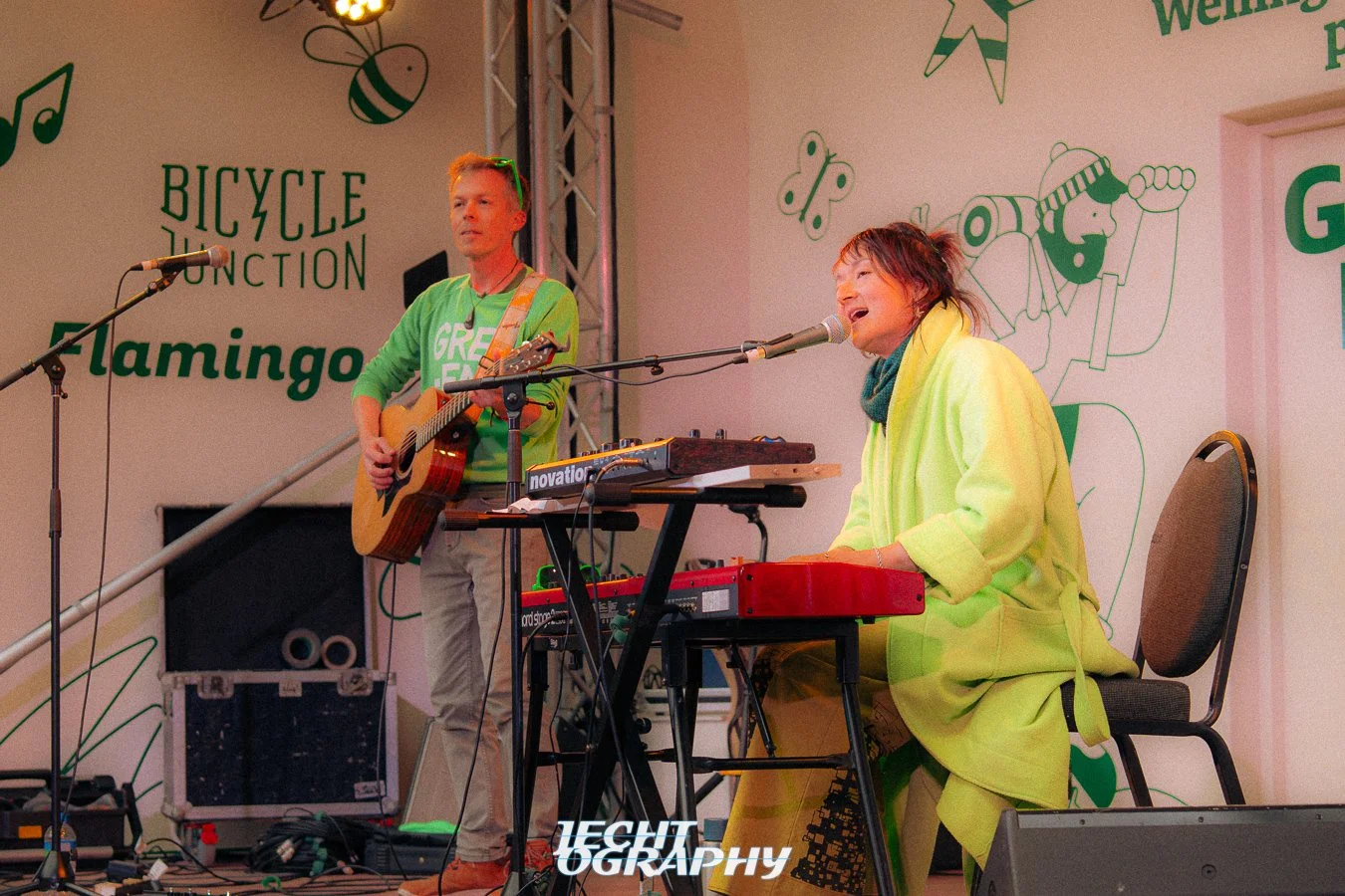 Shan plays Botanic Garden - Gardens Magic 2025 — Jechtography