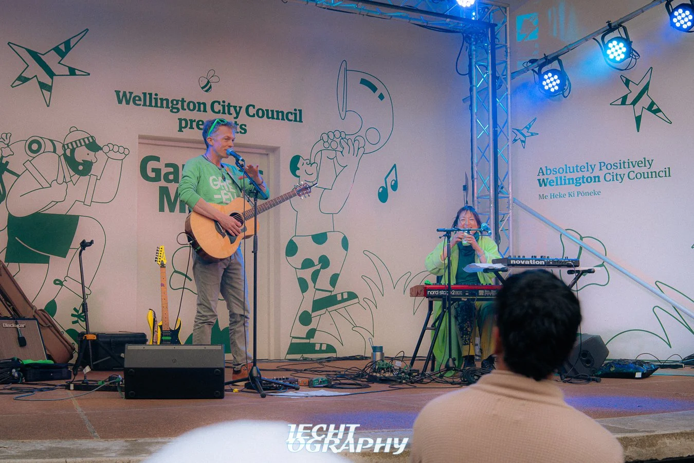 Shan plays Botanic Garden - Gardens Magic 2025 — Jechtography
