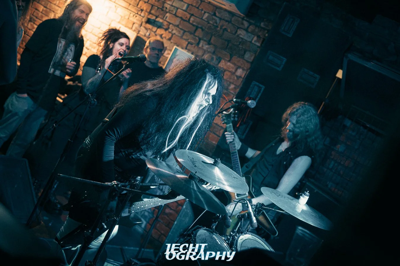 The Headless Children plays Underworld Tavern - Album One Alive! by The ...