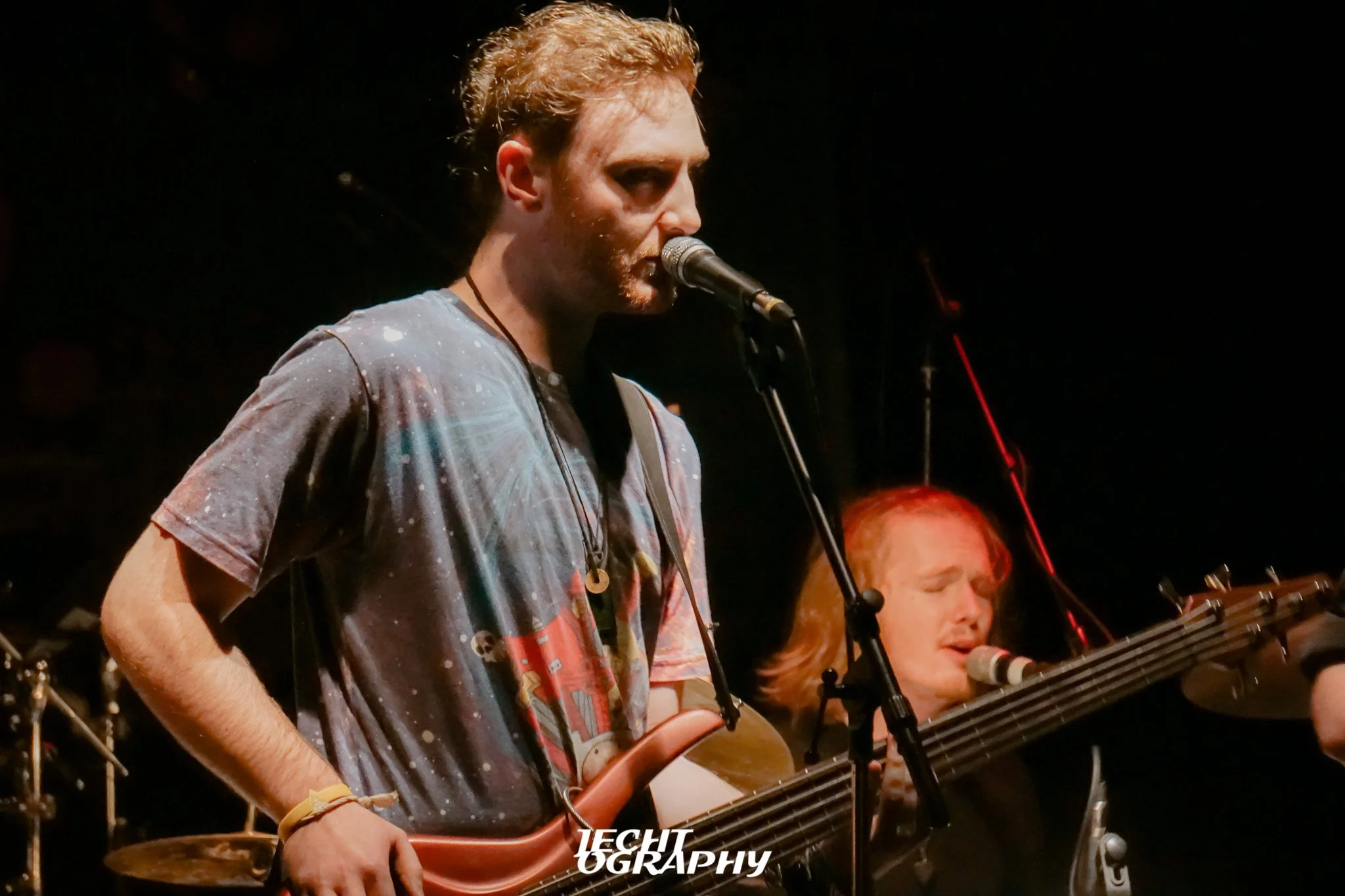 Pale Lady plays Galatos - Australasian Vector Studies — Jechtography