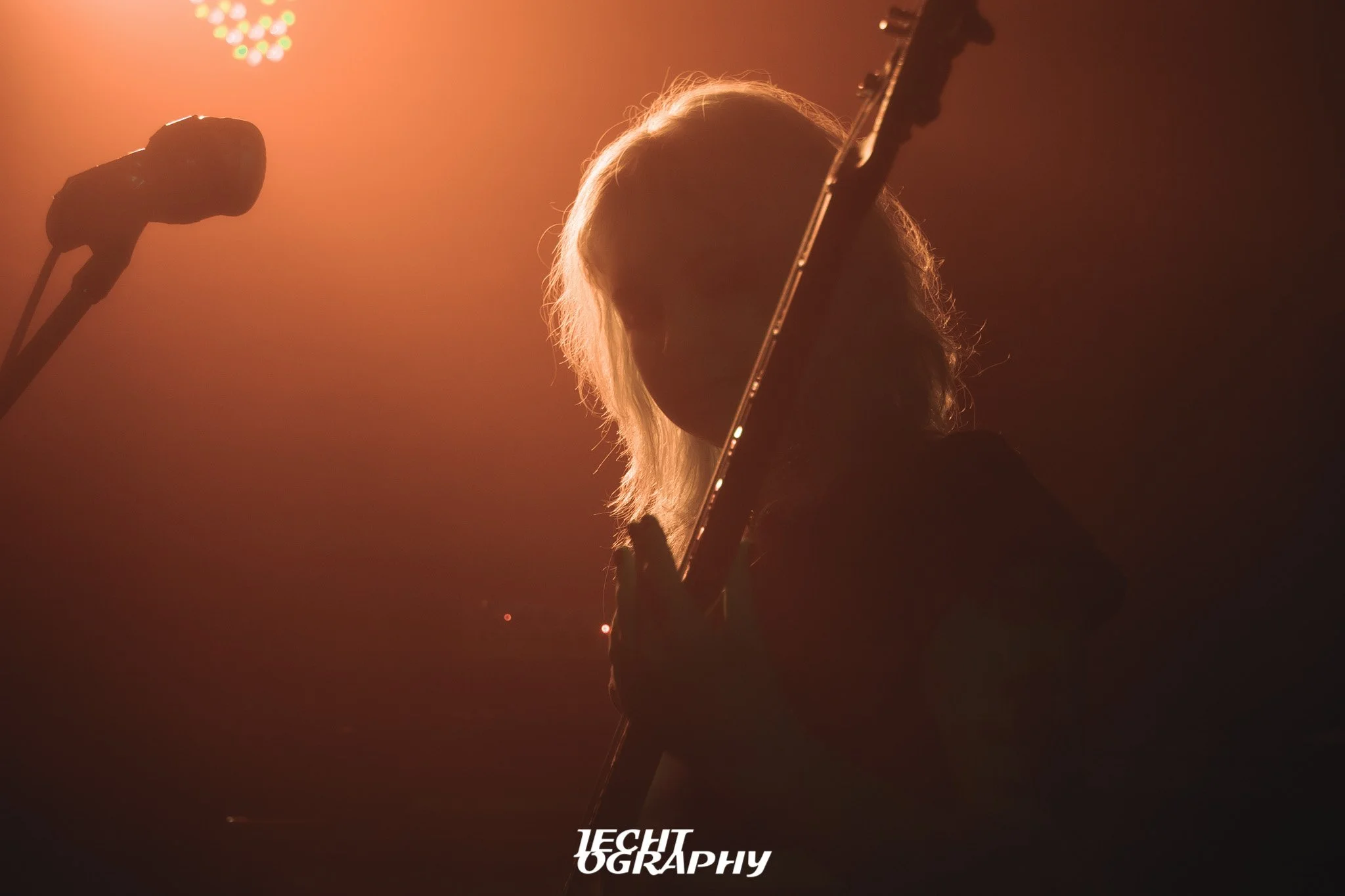 Pillow Princess plays Valhalla - RIPSHIP + SWALLOW THE RAT 2022 Tour ...