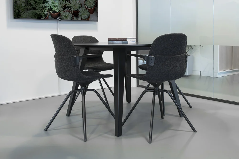 Con — Lars Tornøe