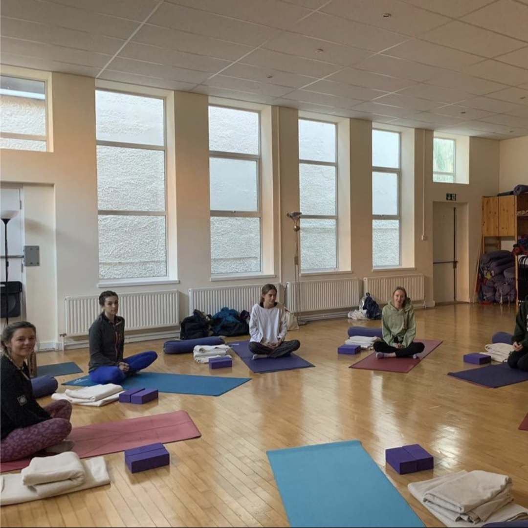 Student Yoga & Wellbeing — Yoga Borne