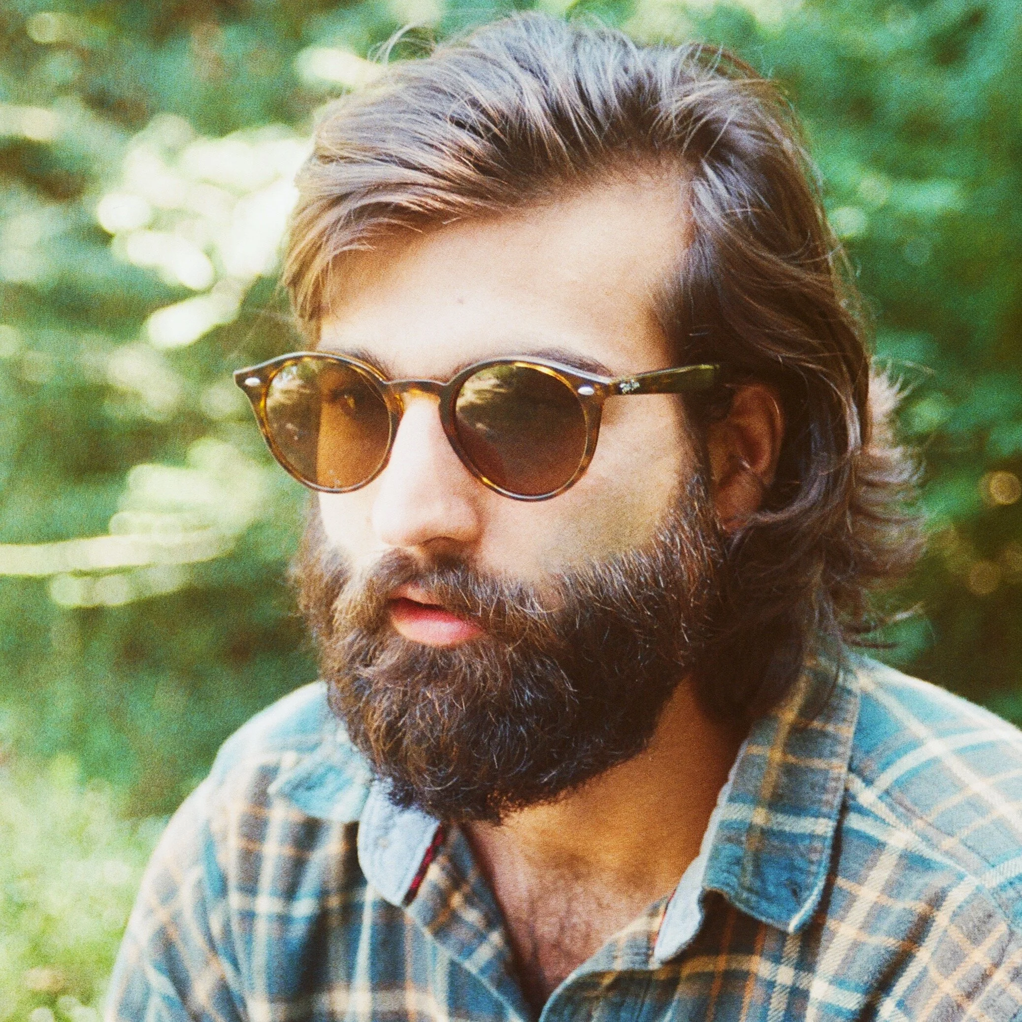 Curating Trends in Music, Style, and Art. Be In Good Taste.