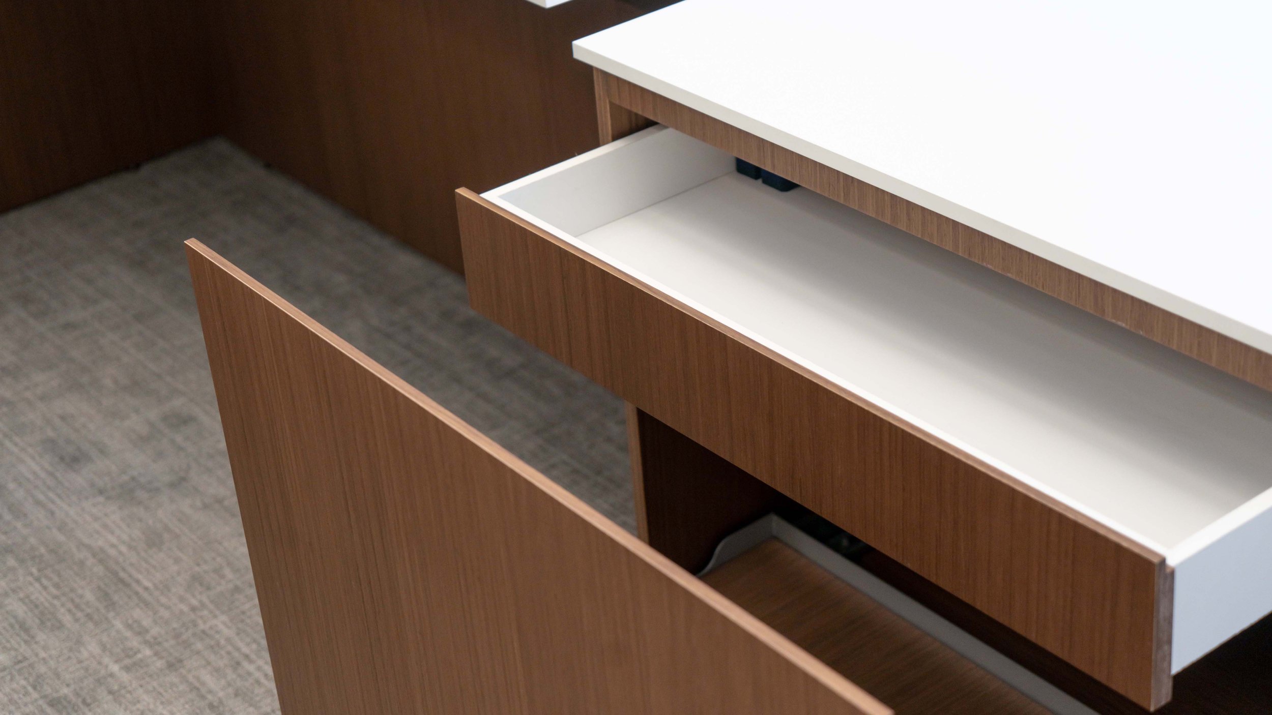 The Role of Workstations in the Ever-Changing Workplace - Innovant