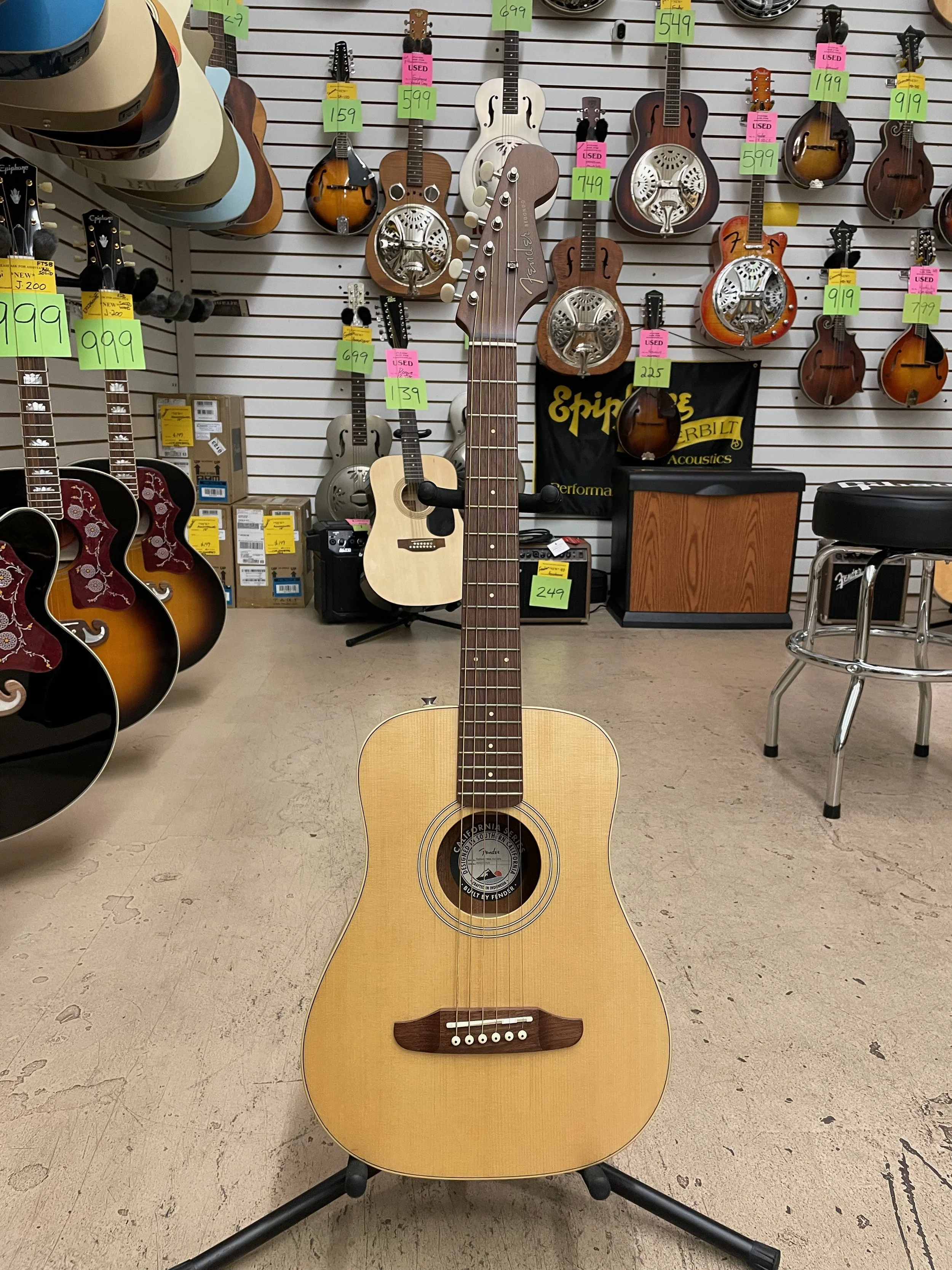Fender Acoustic Guitars — Bizarre Guitar
