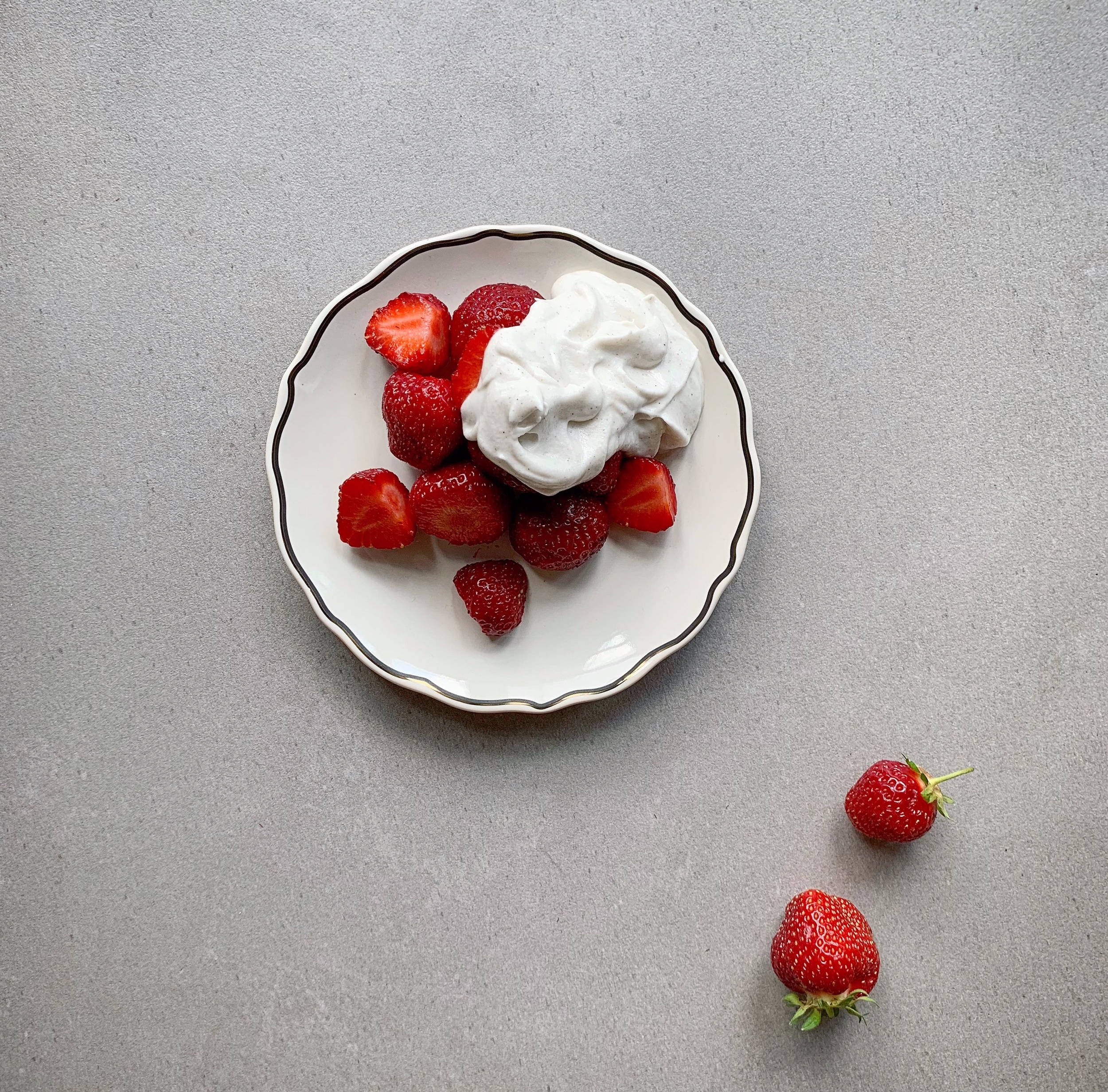12 recettes pour se régaler des fraises du Québec — Vert Couleur Persil