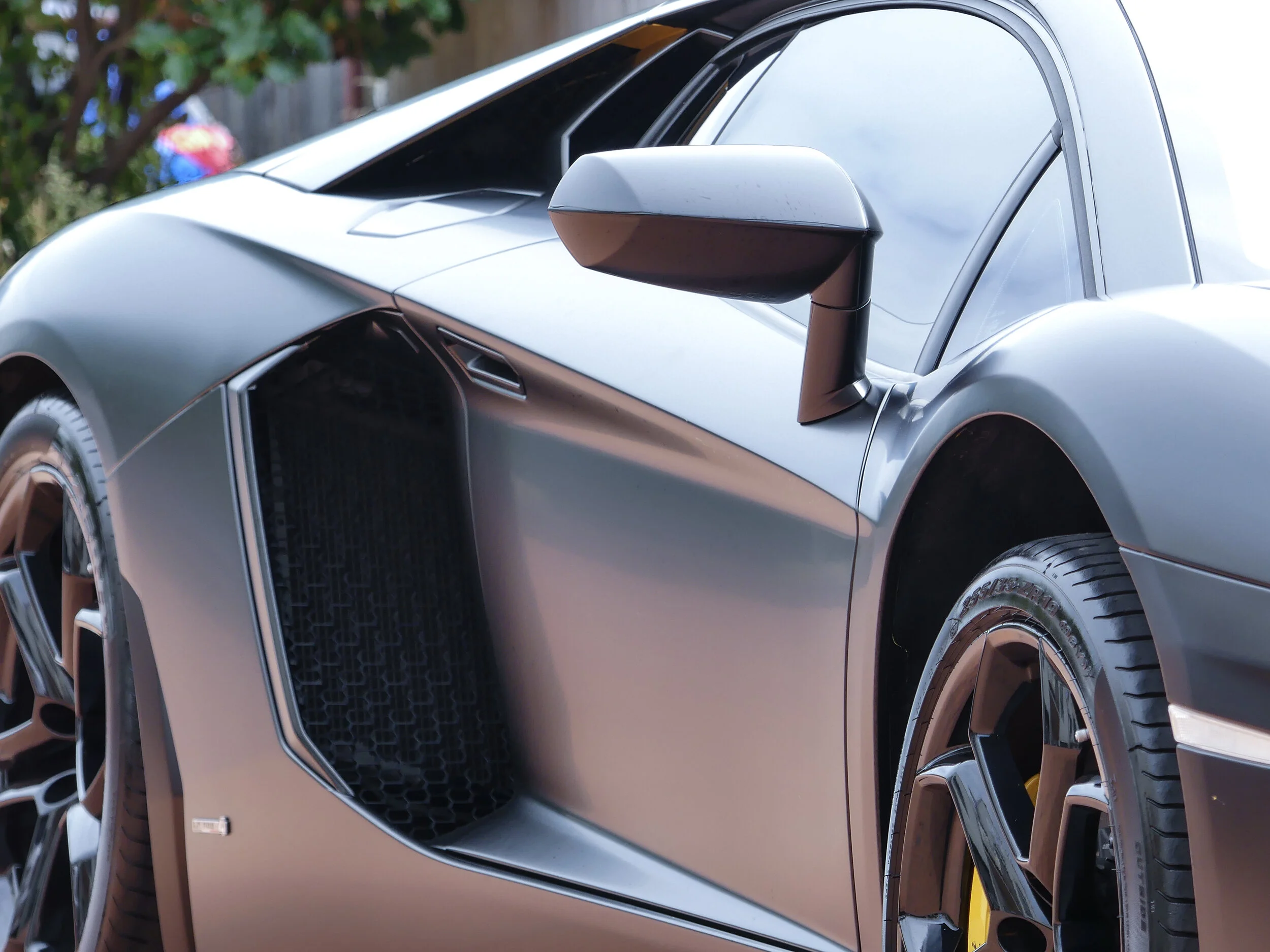 Lamborghini Aventador Lockdown