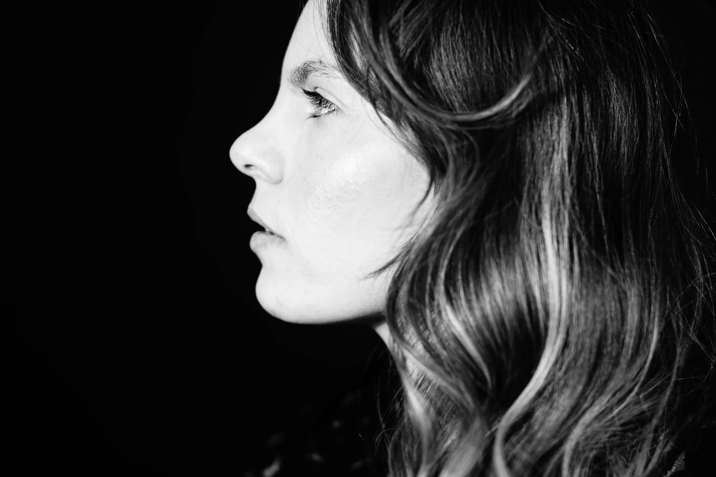 Cyrielle Delas | Maquilleuse & Coiffeuse Studio - Plateau TV - Tournage ...