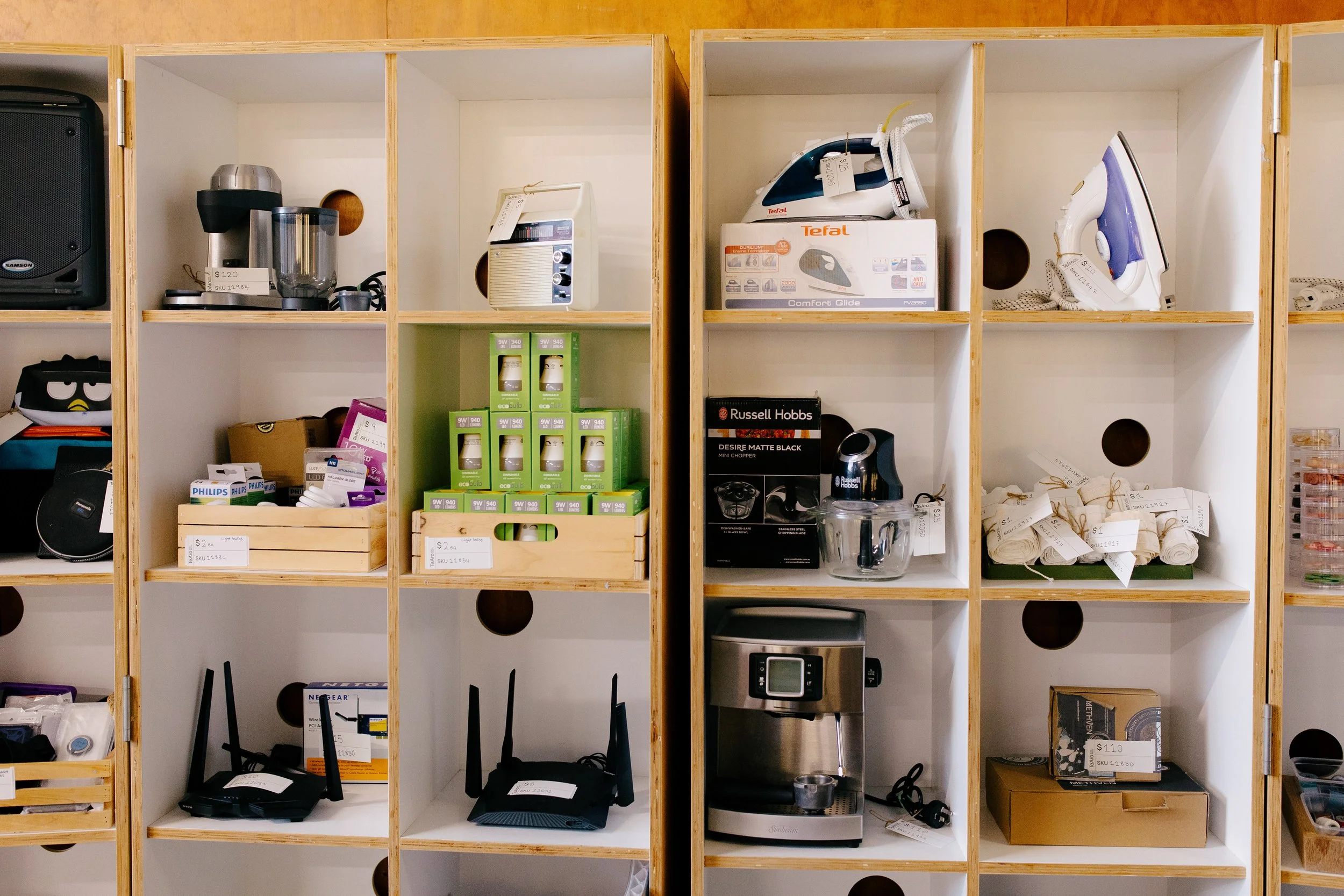 Te Aro Zero Waste | Community recycling and resource recovery centre in Wellington CBD ...