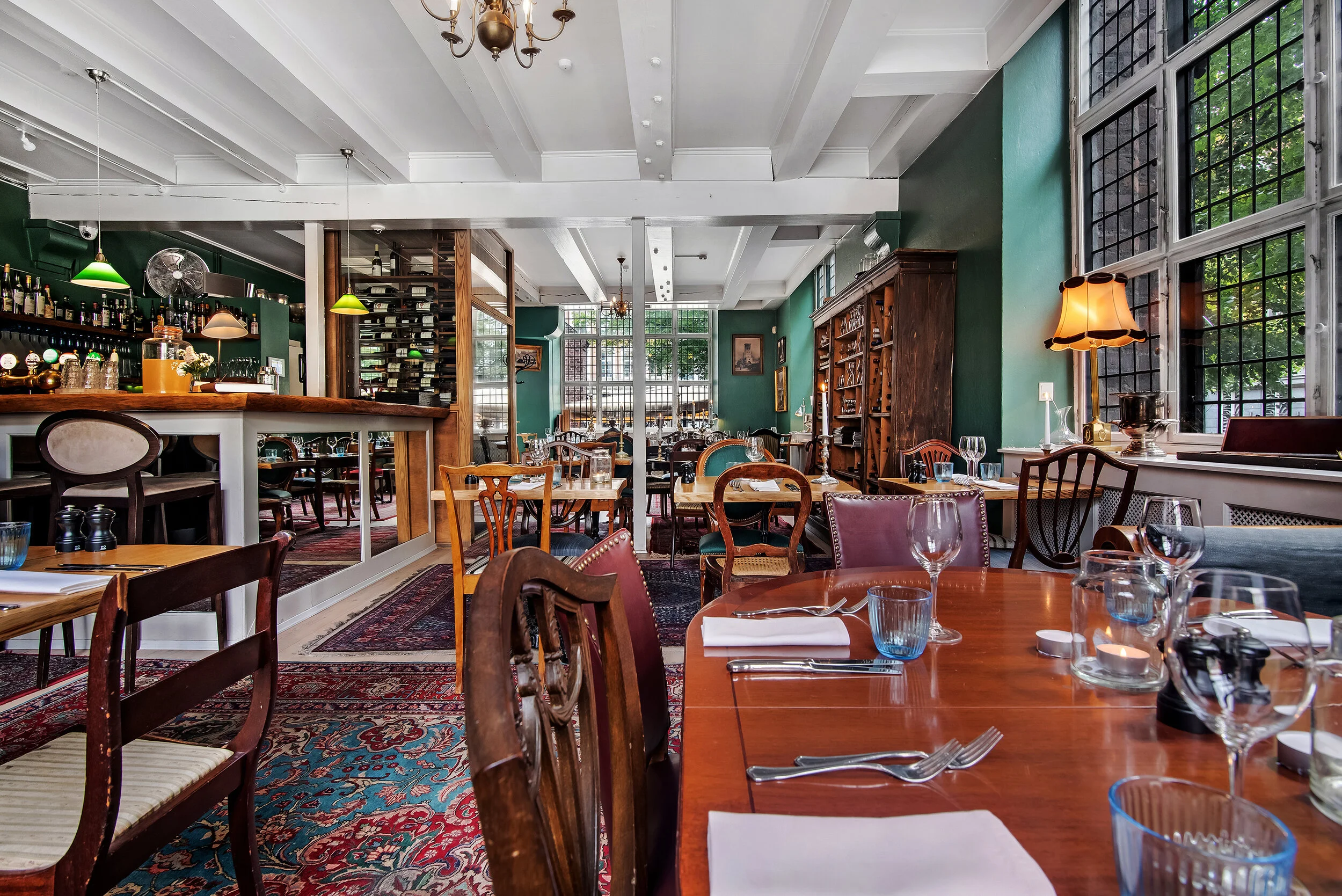 Maven English — Restaurant Maven