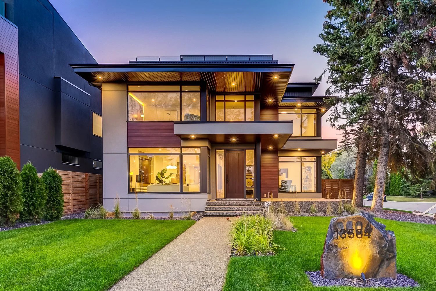 Custom Home Builders Edmonton | Urbis Infill Homes