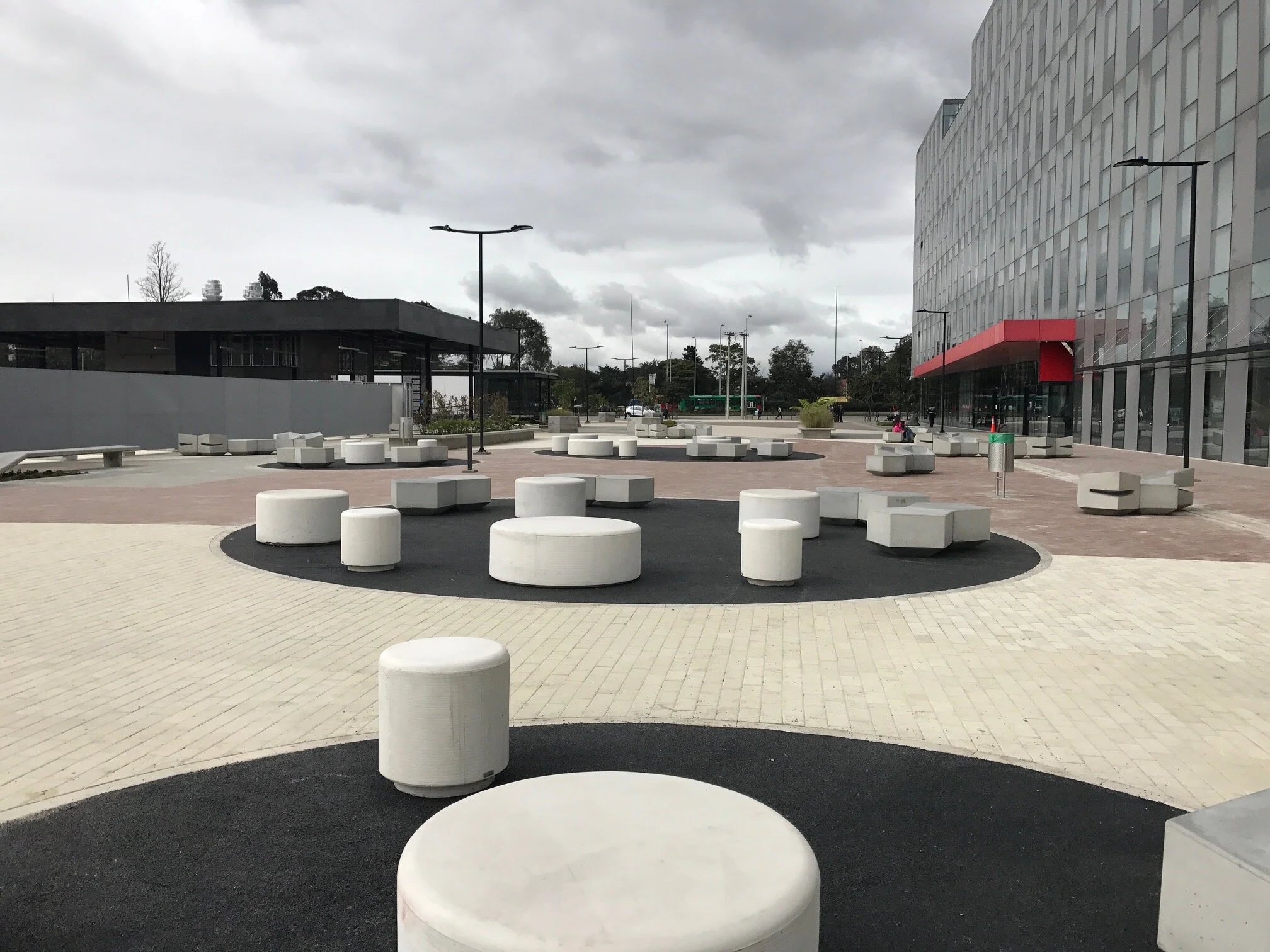 Oficinas Avianca - Buro 25 — Contexto Urbano