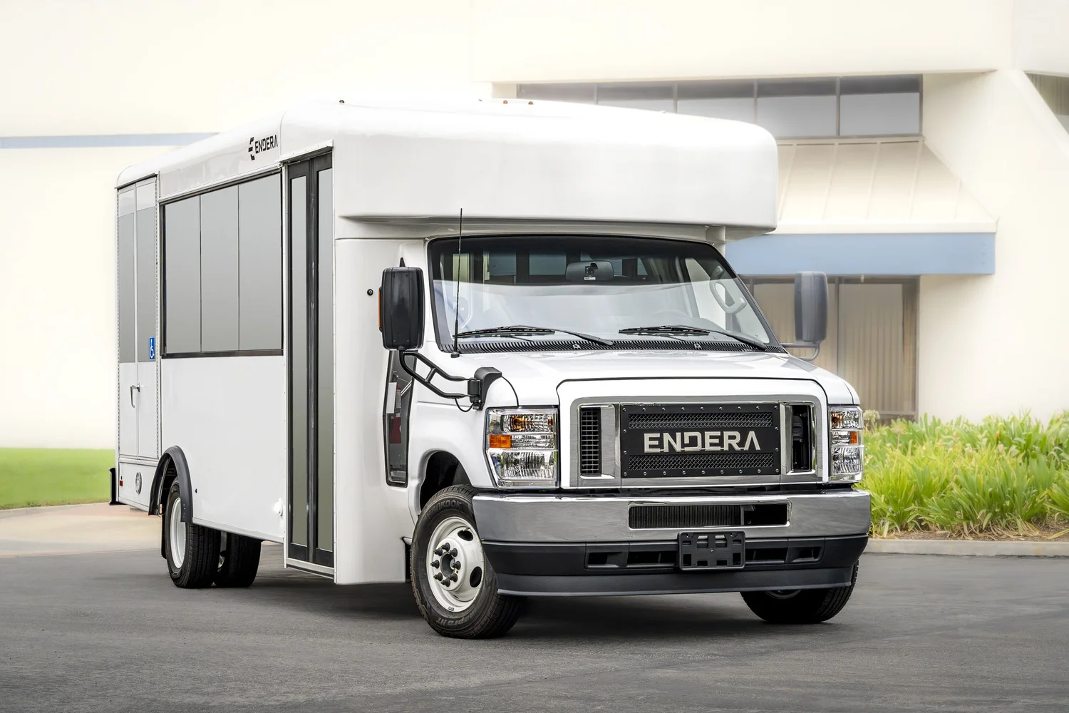 Endera: Electric Commercial Vehicles, Fleet, Shuttle & More