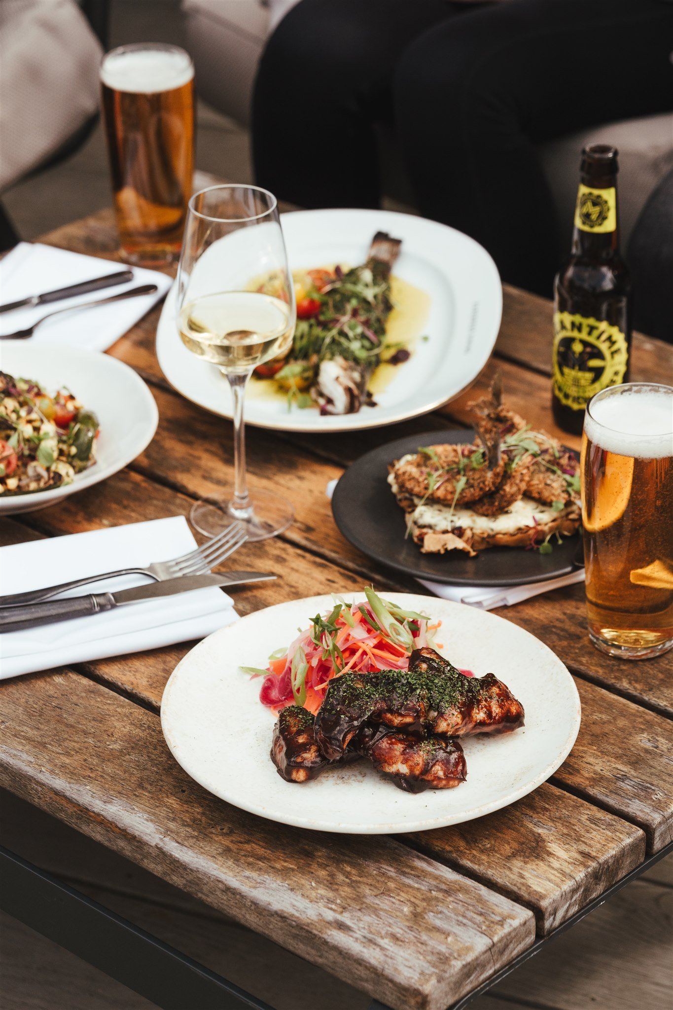 Gallery - The Waverley Inn Restaurant & Bar in Weybridge, Surrey