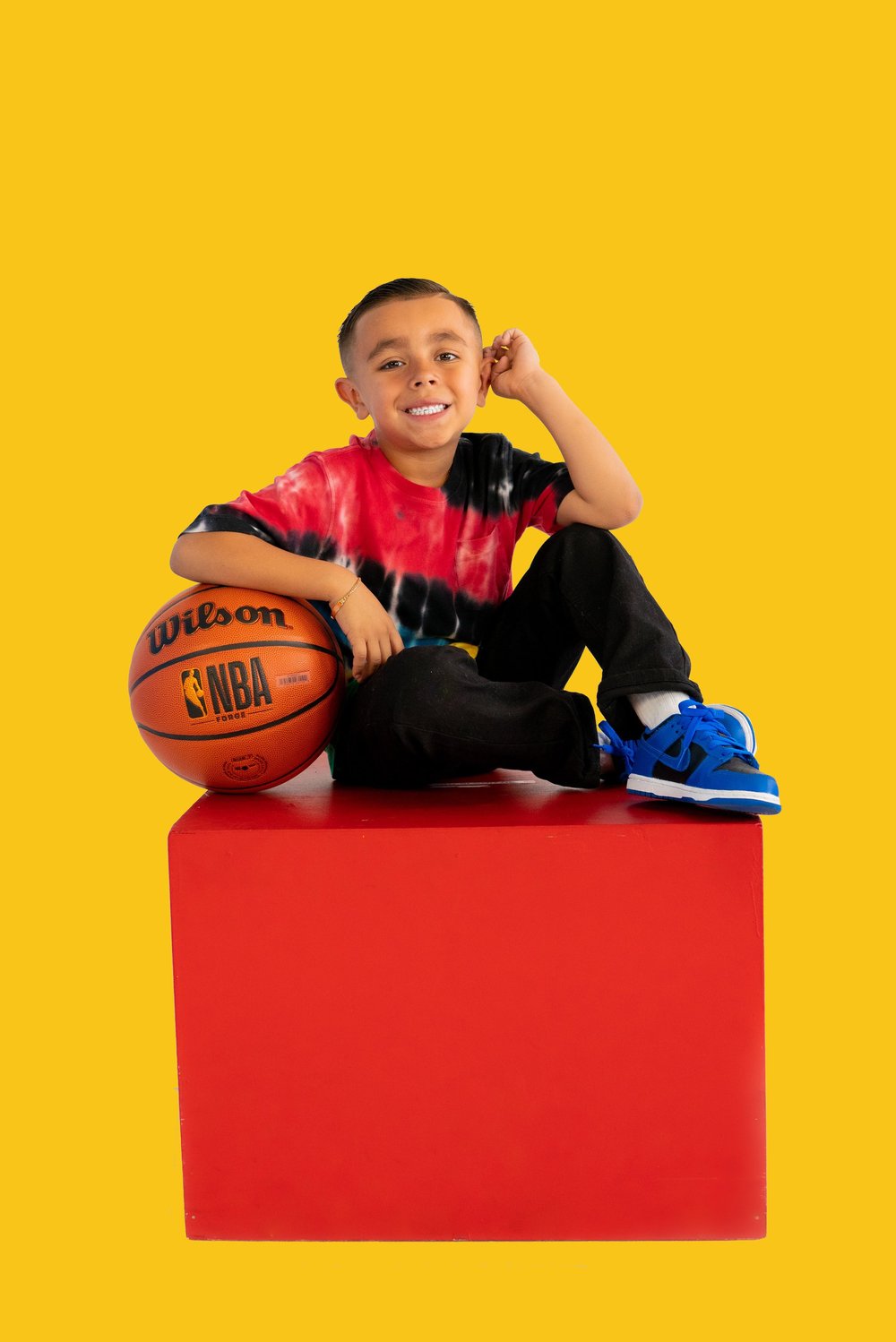 YELLOW the Photo Studio