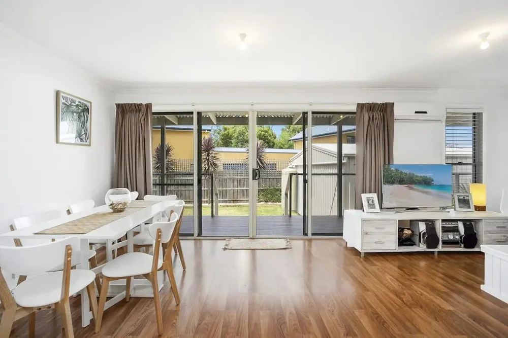 Otway Getaways Apollo Bay Holiday Accommodation - Pet Friendly ...