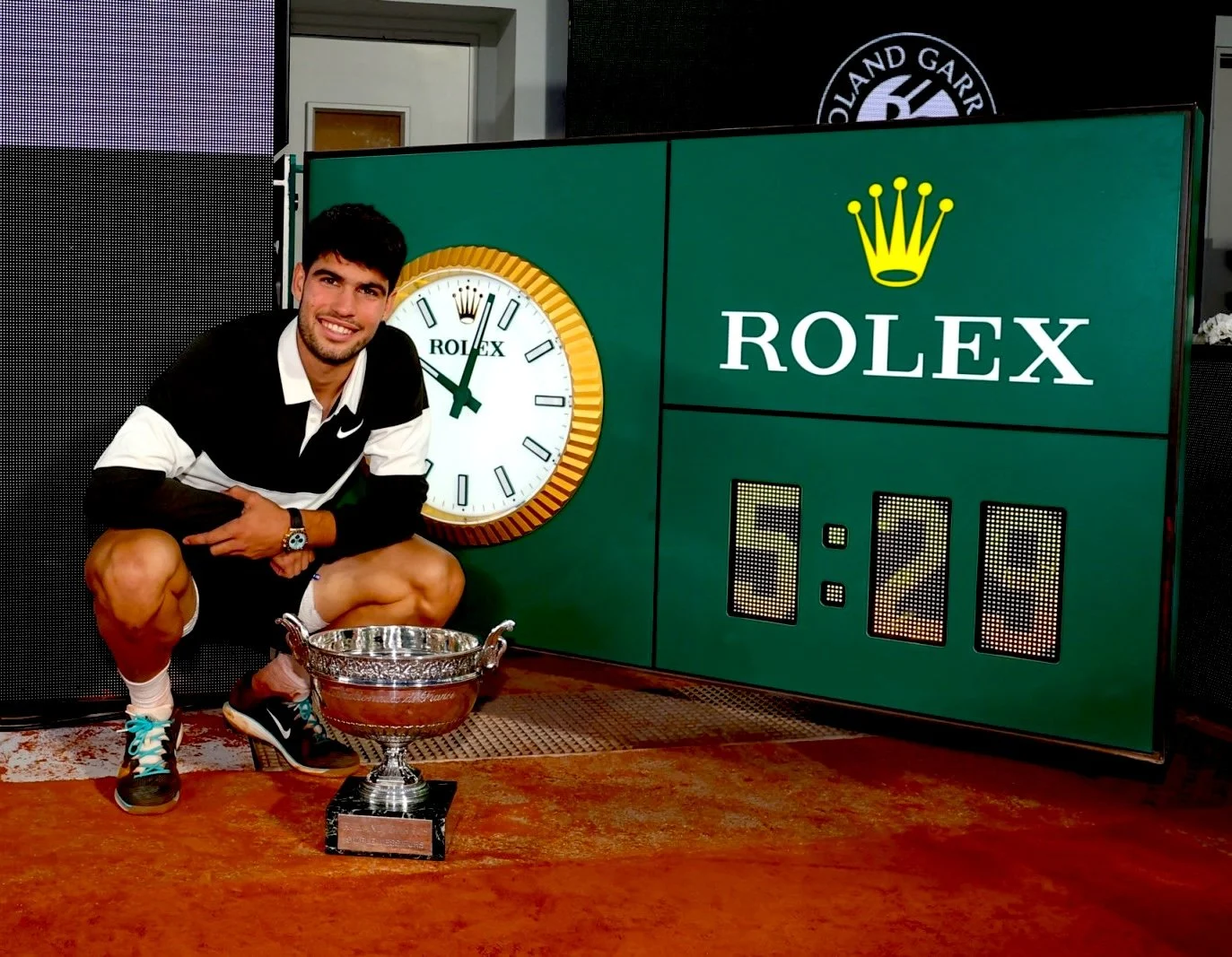 Coronet Magazine - Rolex News & Analysis