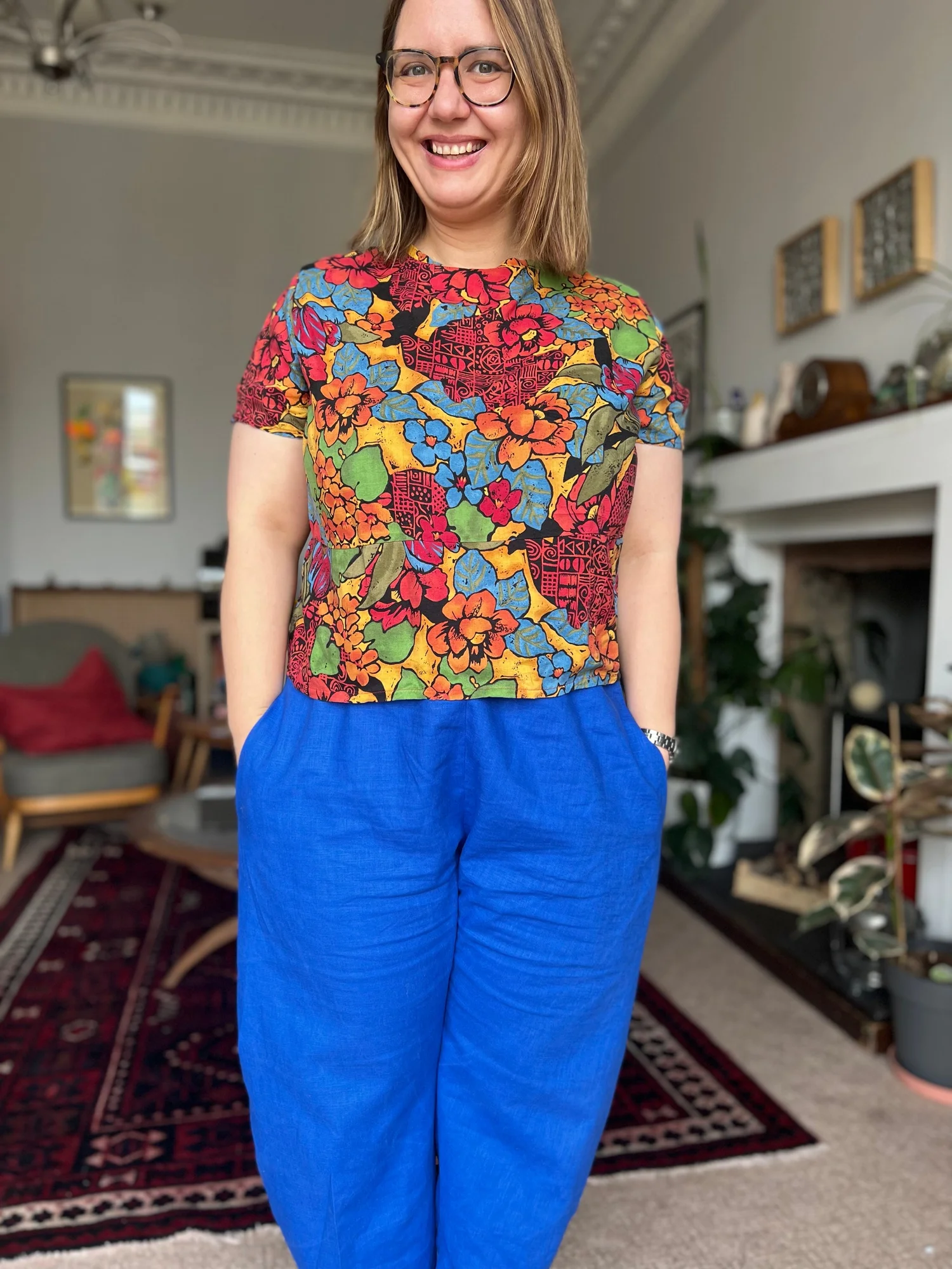 Electric Blue Style Arc Bob Pants — apple franca