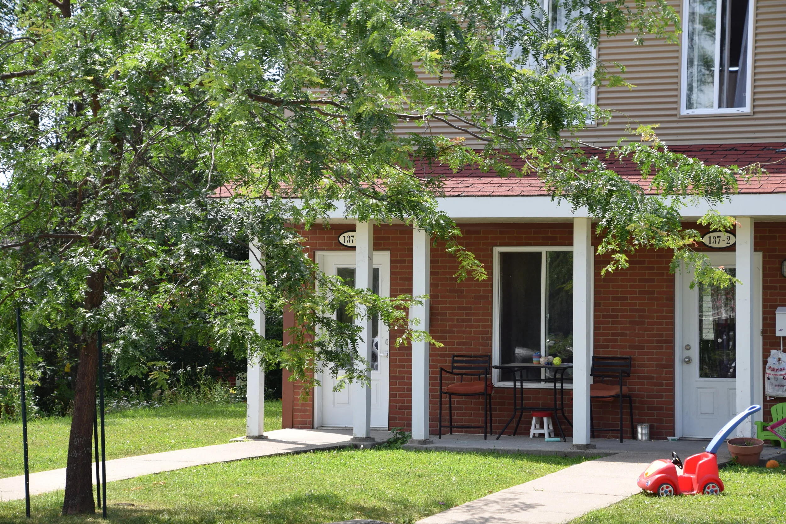 Place Pasteur phase I et II — SOLIDES