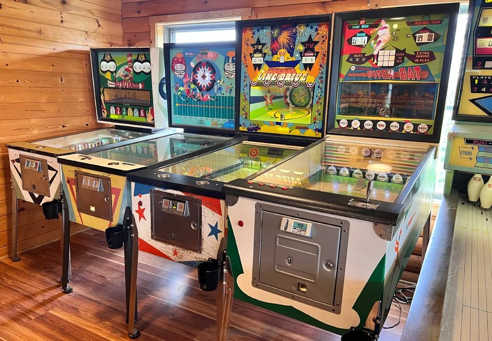 Next Auction | Past Auctions — Jaybird Auctions