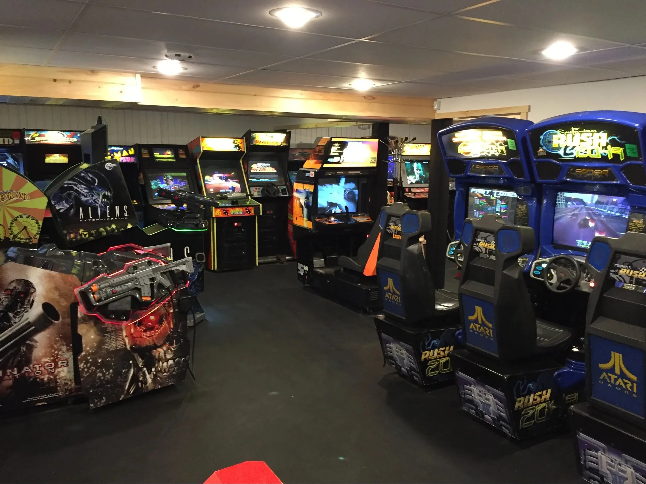 Next Auction | Past Auctions — Jaybird Auctions