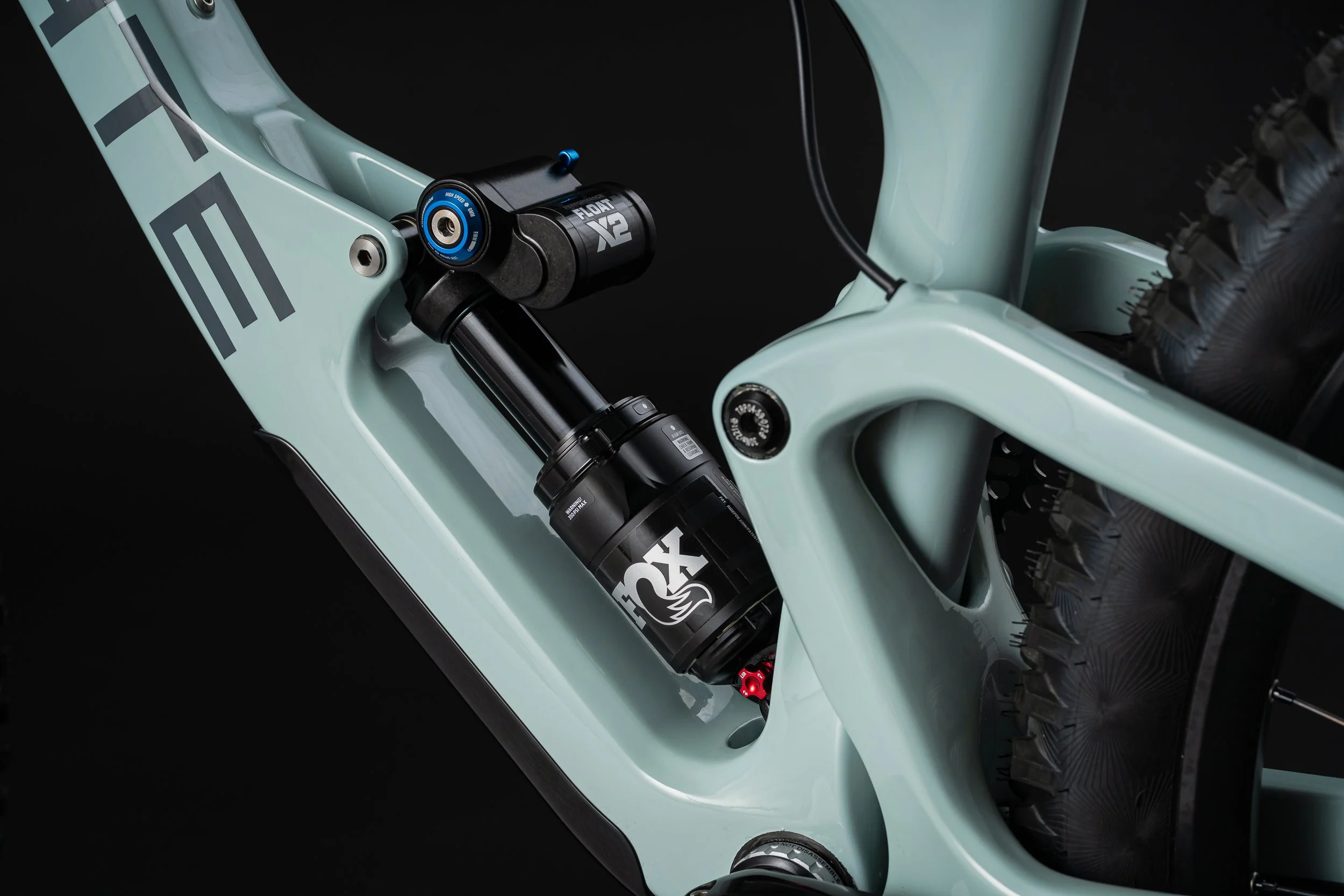 Highlander II Carbon Trail Bike | Deviate Cycles — Deviate Cycles ...