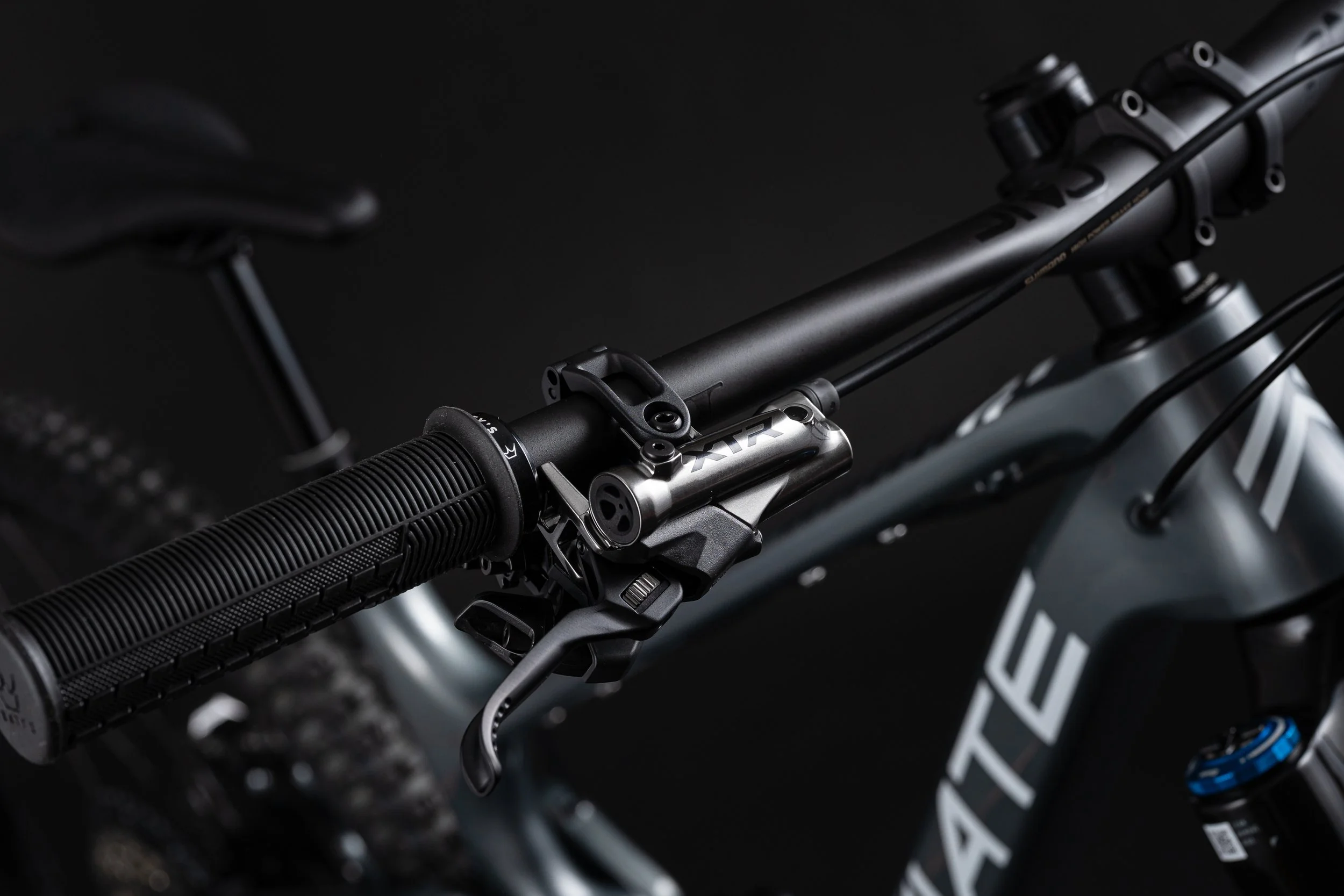 Highlander II Carbon Trail Bike | Deviate Cycles — Deviate Cycles ...