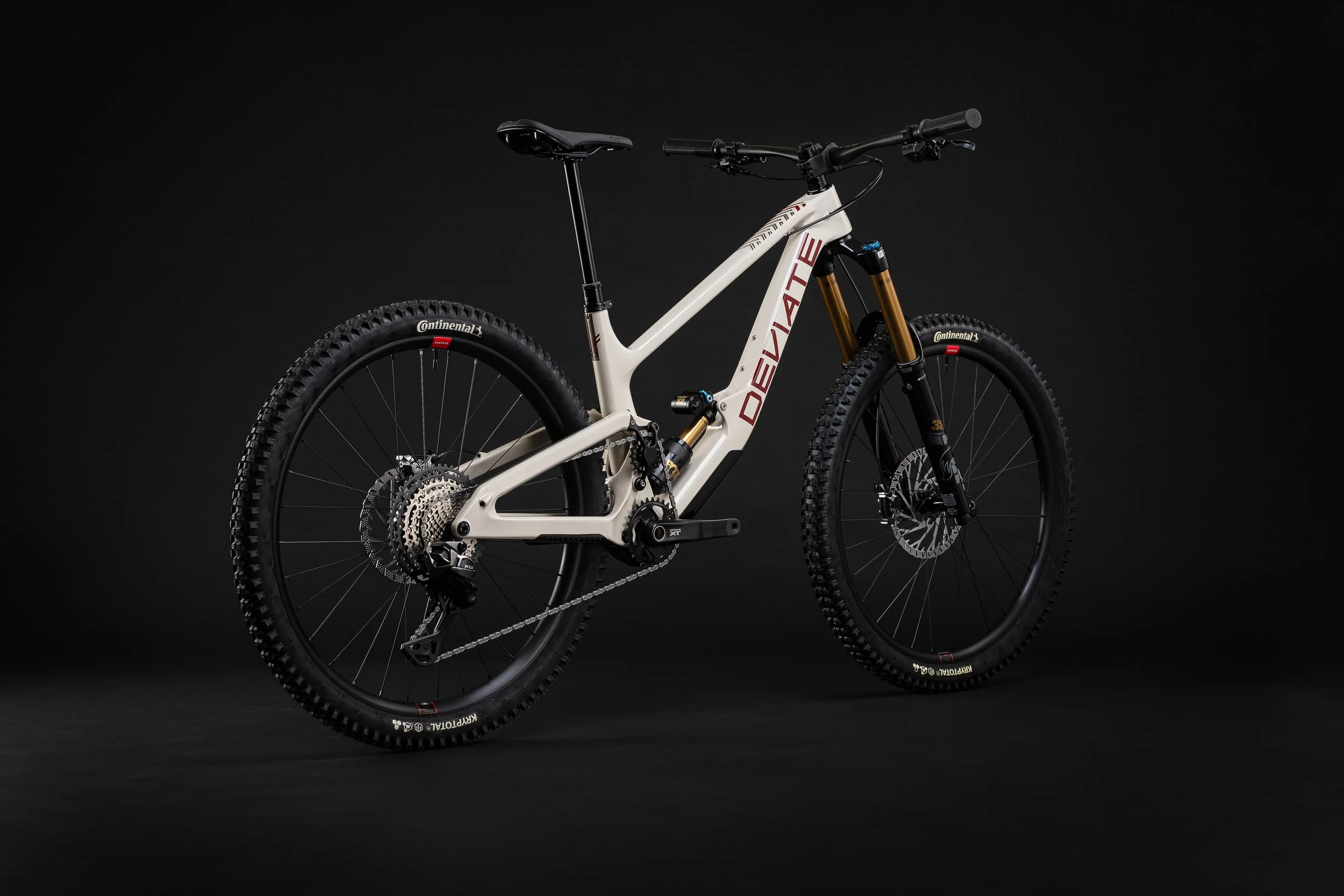 High Pivot MTB | Advantages & Explanation | Deviate Cycles — Deviate ...