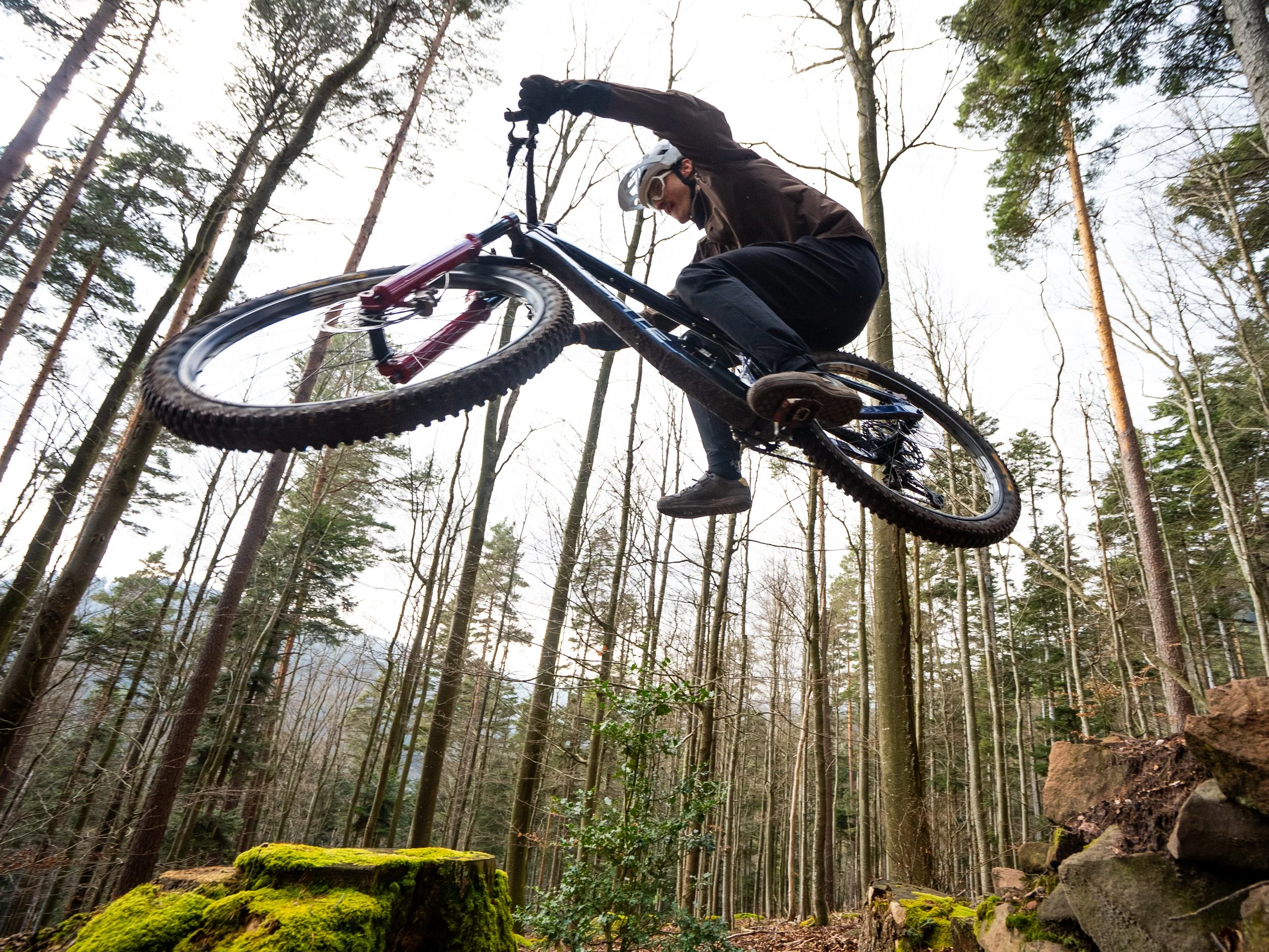 Maël Féron : French Enduro Mtber — Deviate Cycles | Scottish MTB ...