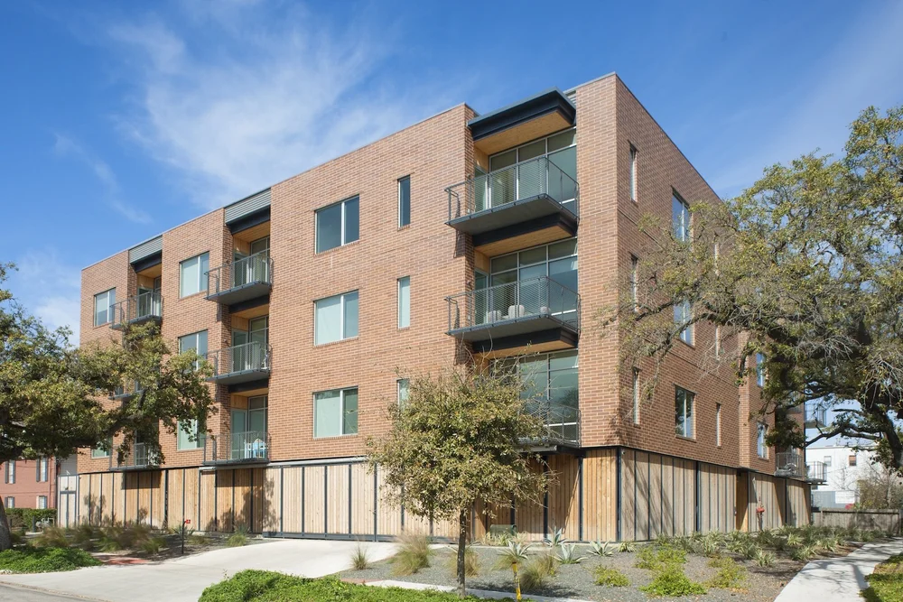 Properties — REIS ASSOCIATES