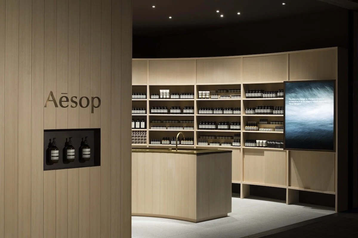 AESOP Nihonbashi Takashimaya S.C. by CASE-REAL — IDREIT® | interior ...