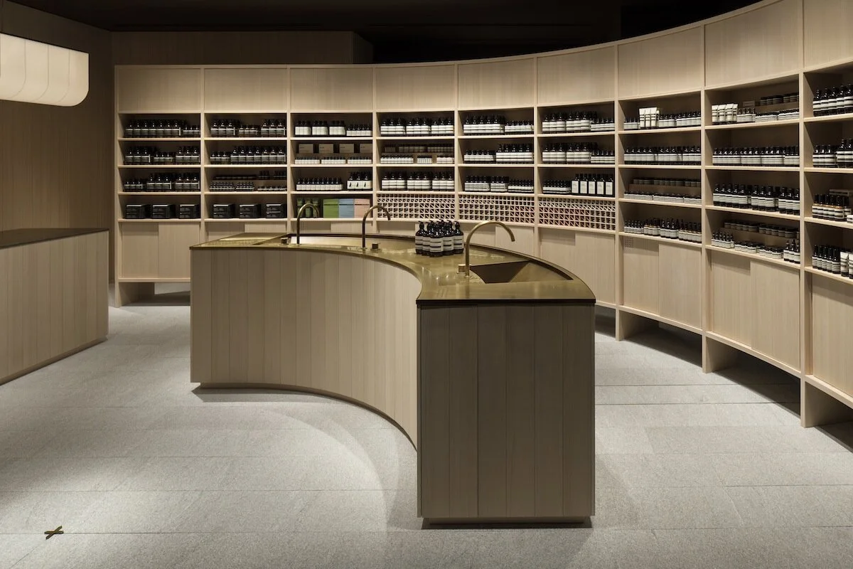 AESOP Nihonbashi Takashimaya S.C. by CASE-REAL — IDREIT® | interior ...