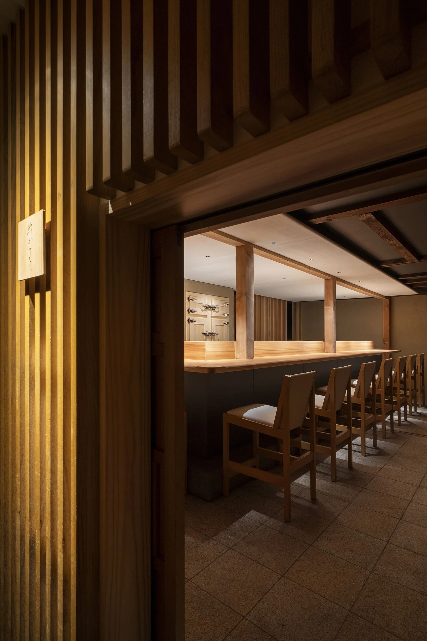 Sushi KAUTO by Yoshiyuki Morii / cafe co. — IDREIT® | interior design ...