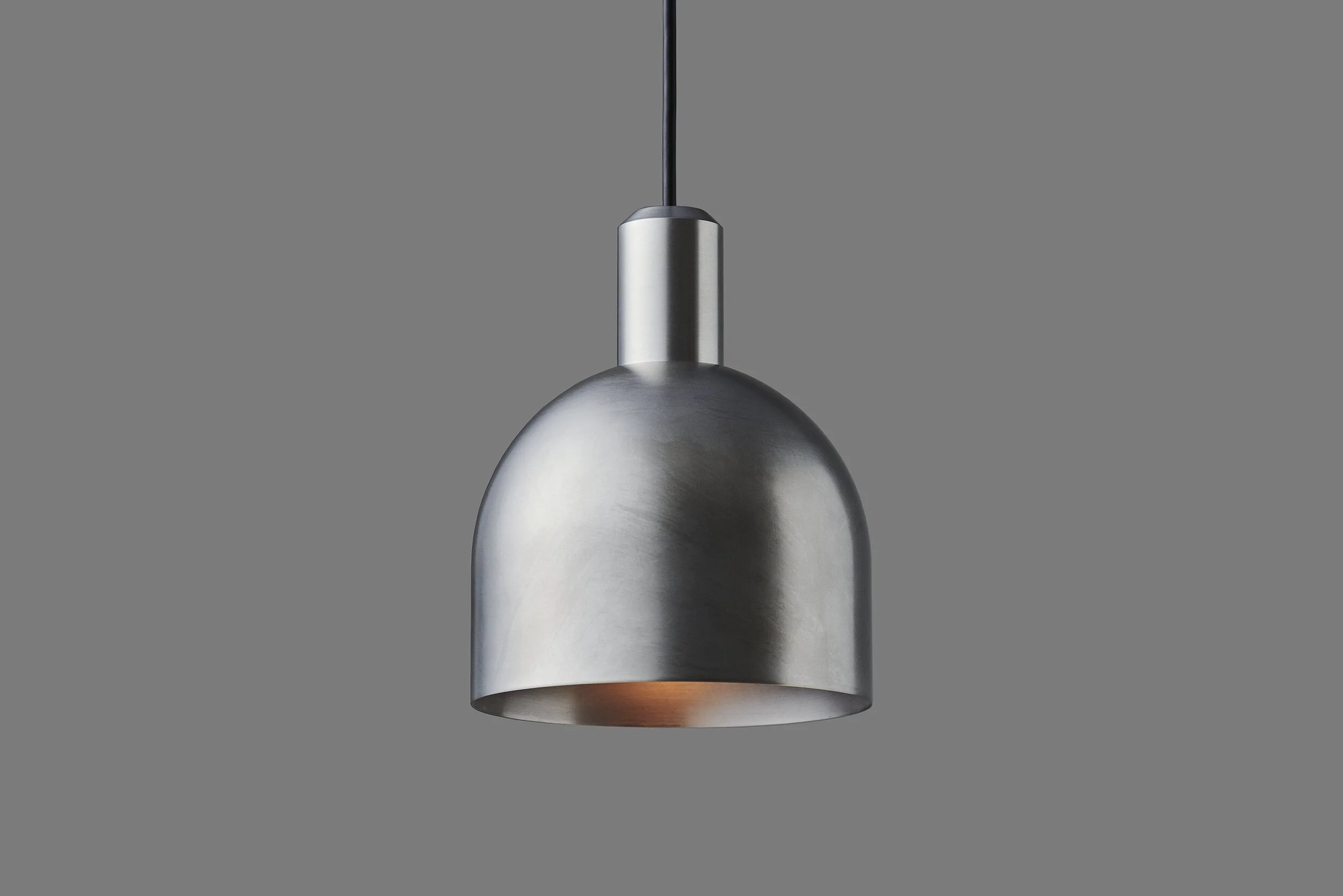 NEW LIGHT POTTERYのペンダント照明の限定モデル「Bullet tin」 — IDREIT® | interior design ...