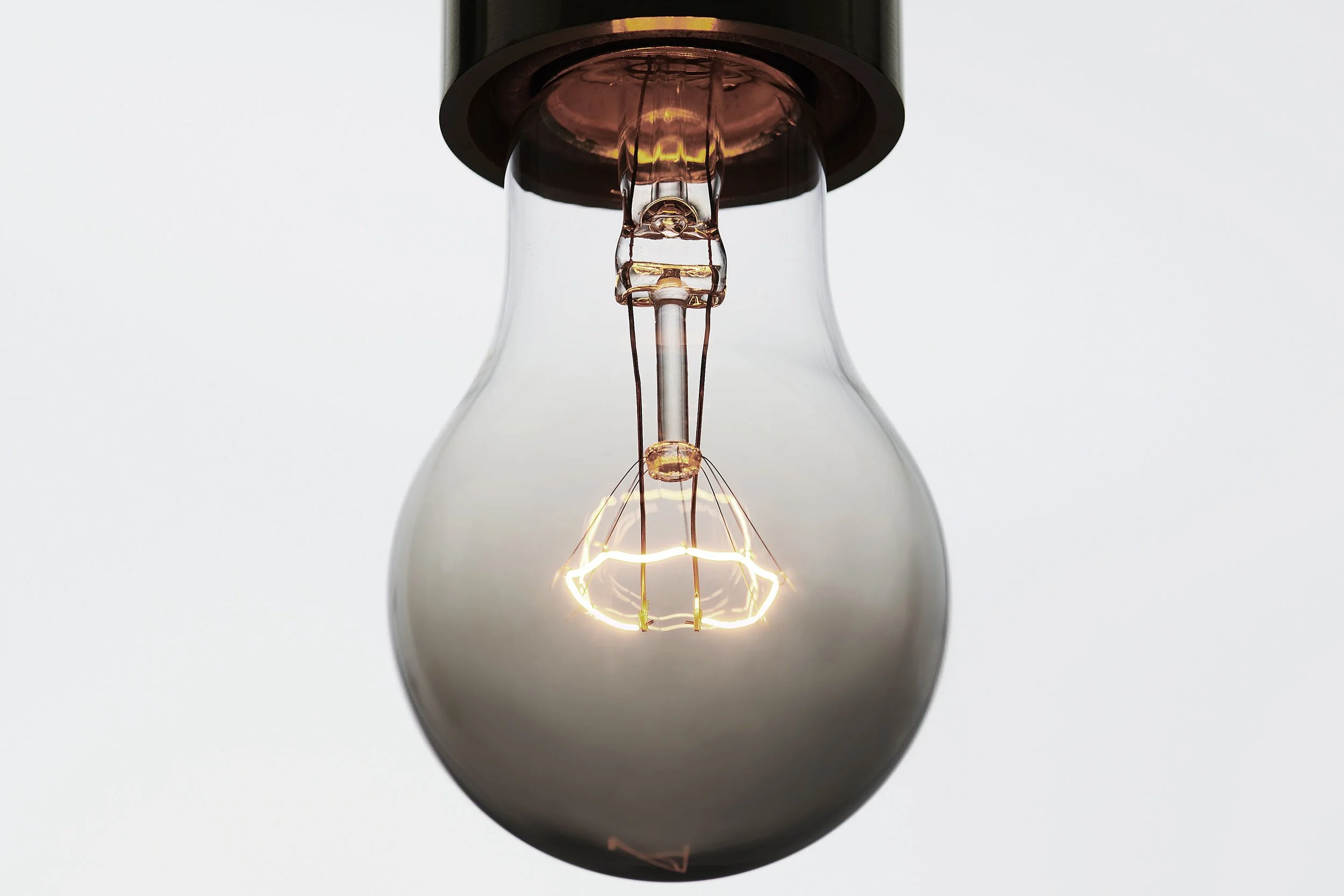 NEW LIGHT POTTERYによるオリジナルの白熱電球「FILAMENT」 — IDREIT® | interior design ...