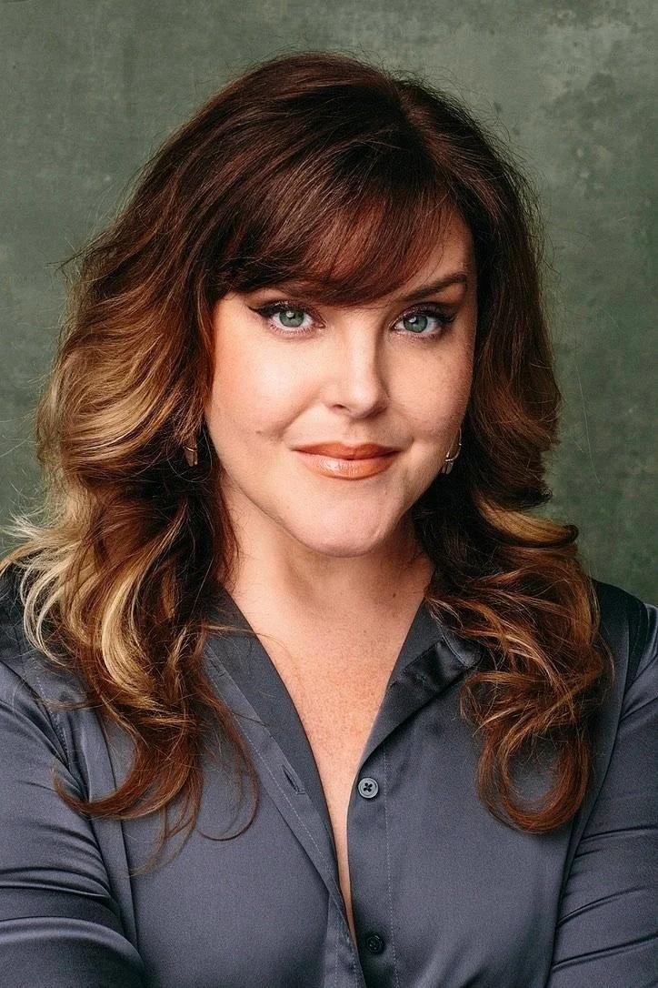 About — — Tara Curtis