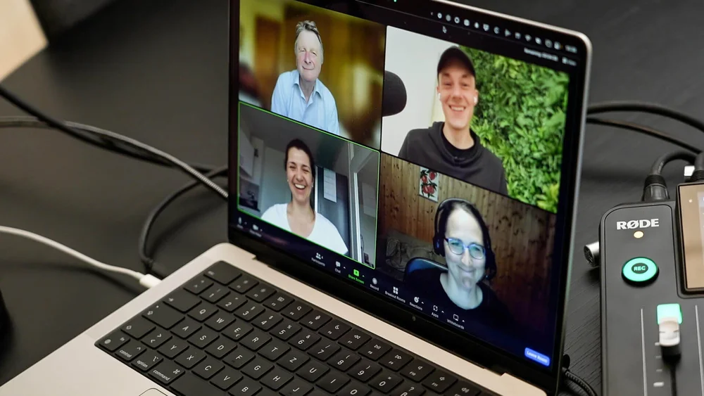 Easy German Book Club