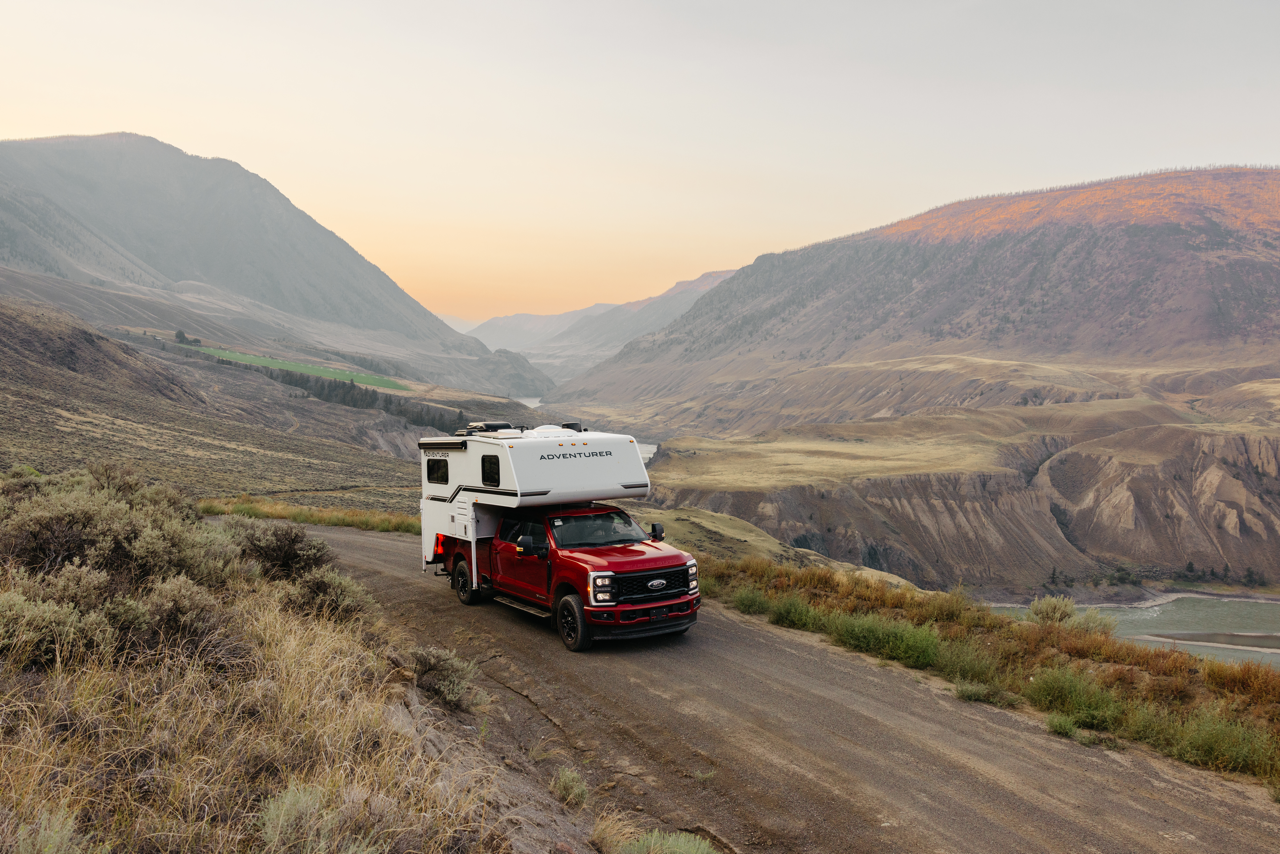 Adventurer l Truck Campers