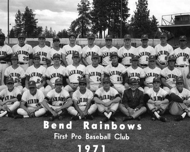 About 5 — Bend Elks Baseball Club