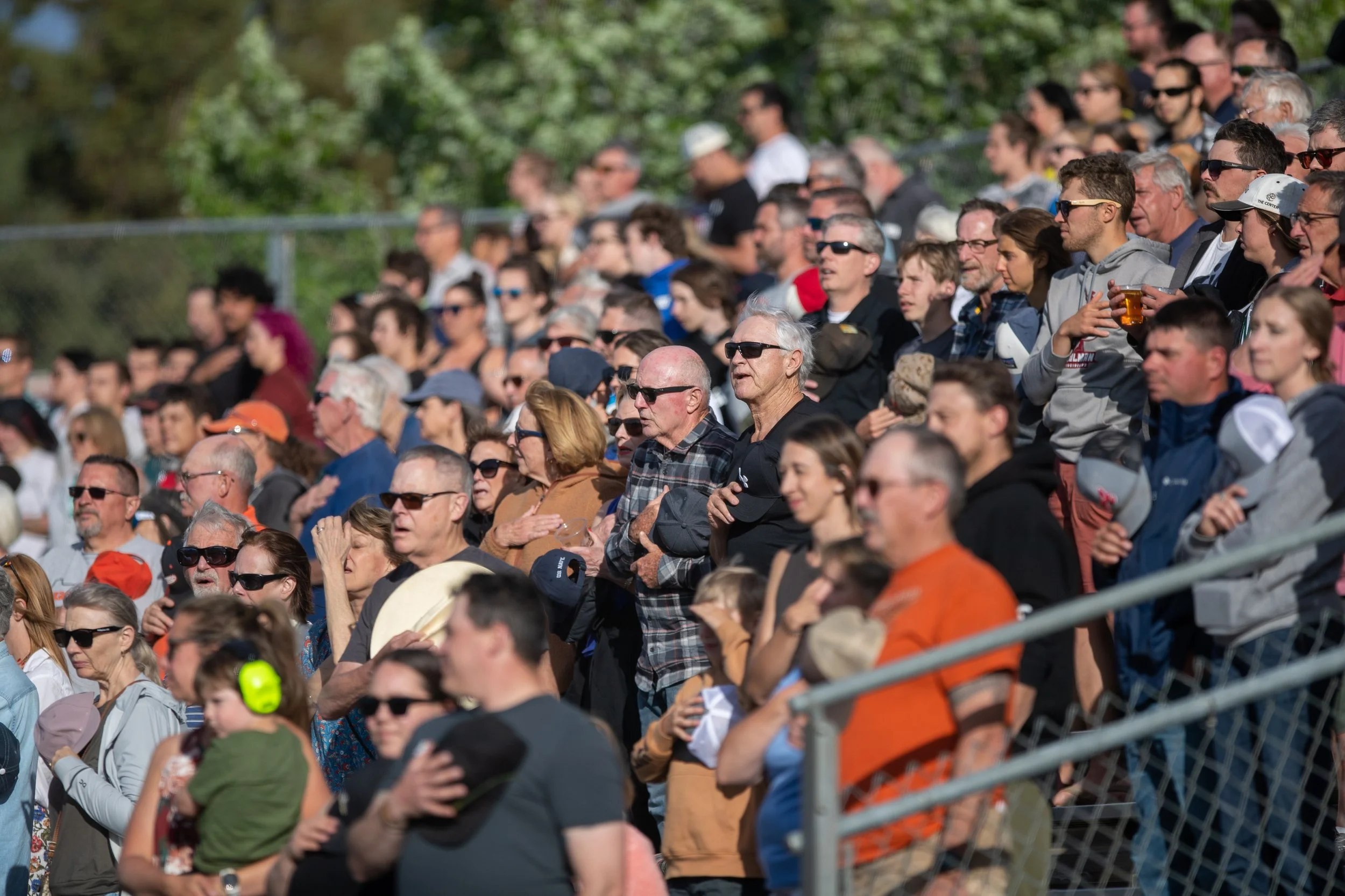 Black Bears Blow Out Bend 16-5 in Series Opener — Bend Elks Baseball Club