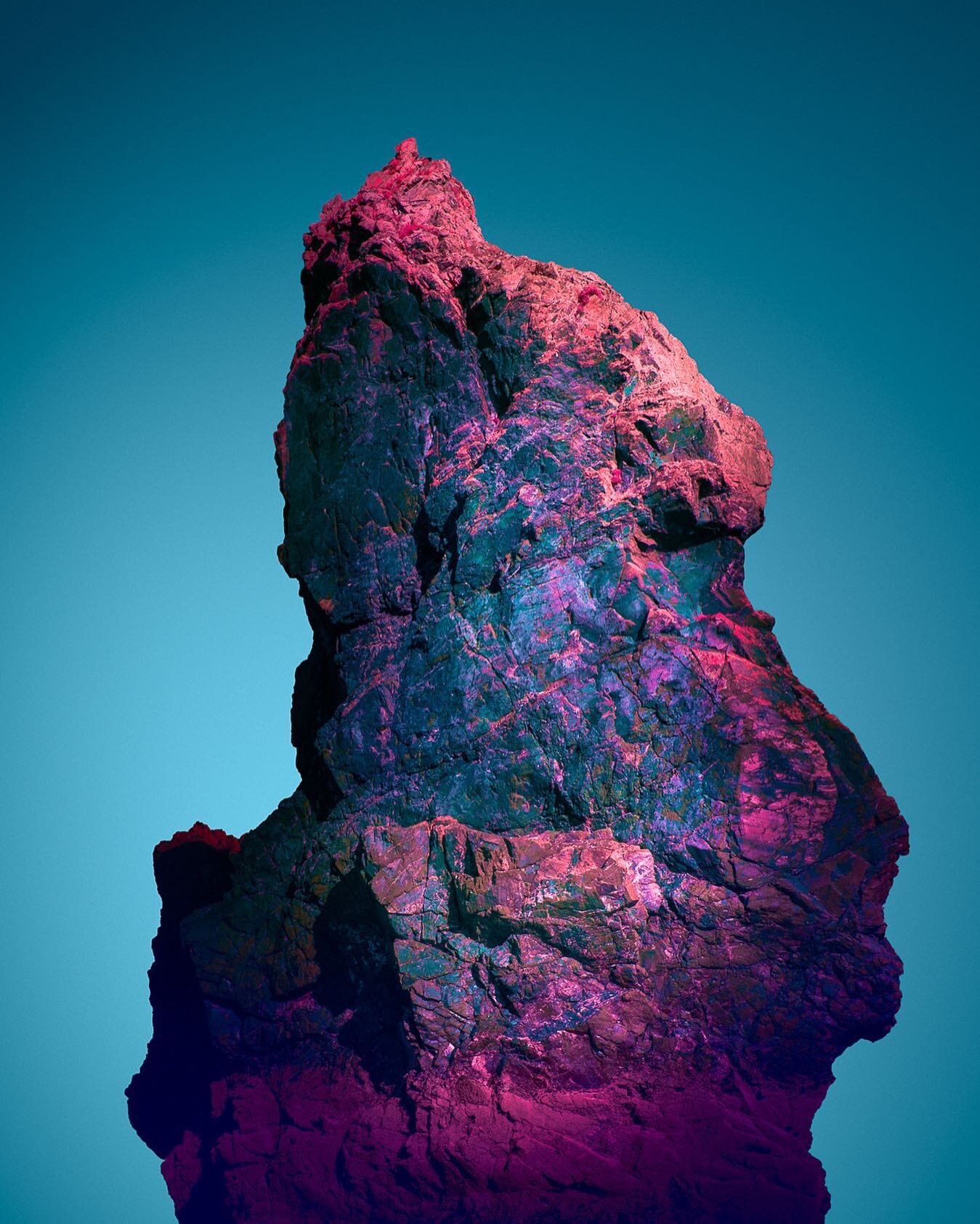 Artist - Tom Leighton