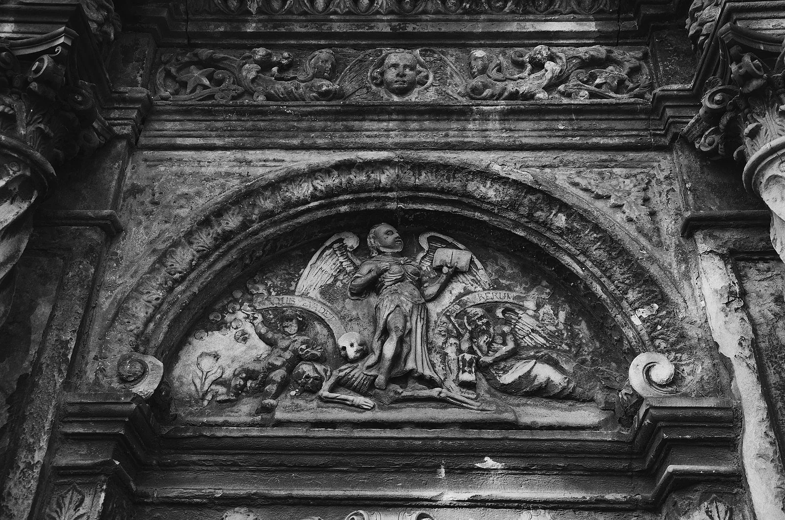 Bloody Mackenzie & Greyfriars Kirkyard - A Tombstone Tale — The ...