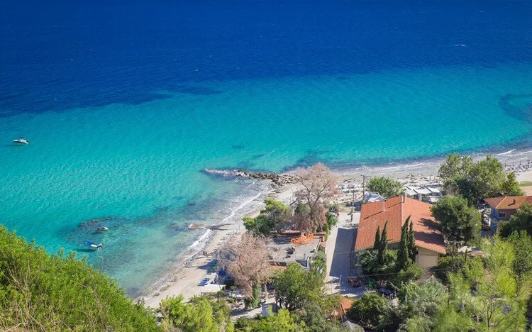Όμορφες παραλίες της Θεσσαλονίκης με εύκολη πρόσβαση — FollowGeorge.gr ...