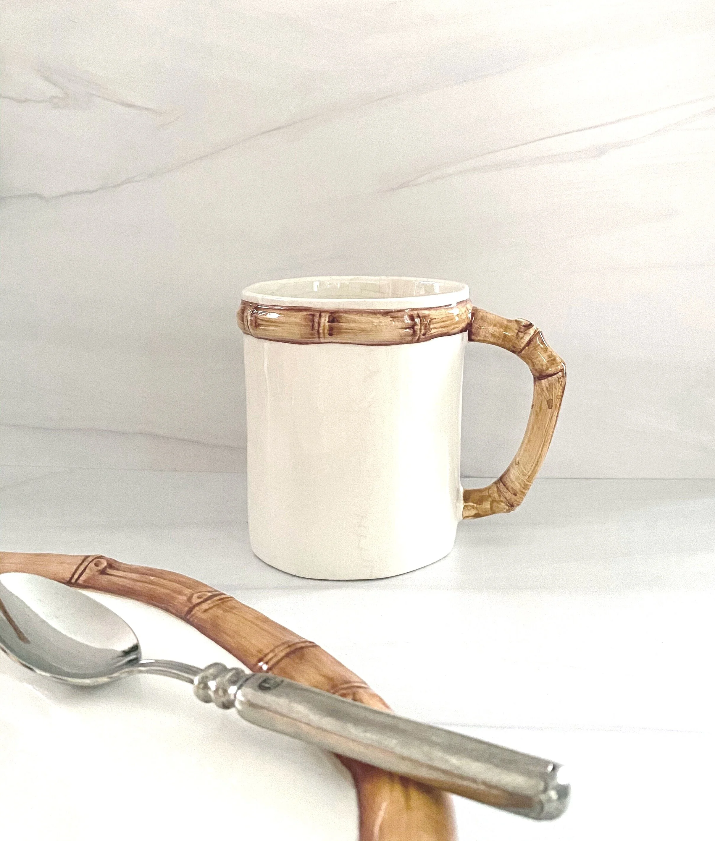 Handmade Italian Ceramics, Pottery, & Dinnerware | The Mane Lion