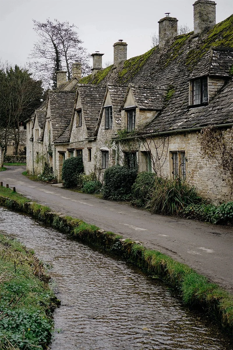 A TRAVEL GUIDE TO THE PETITE VILLAGE OF BIBURY — The September Chronicles