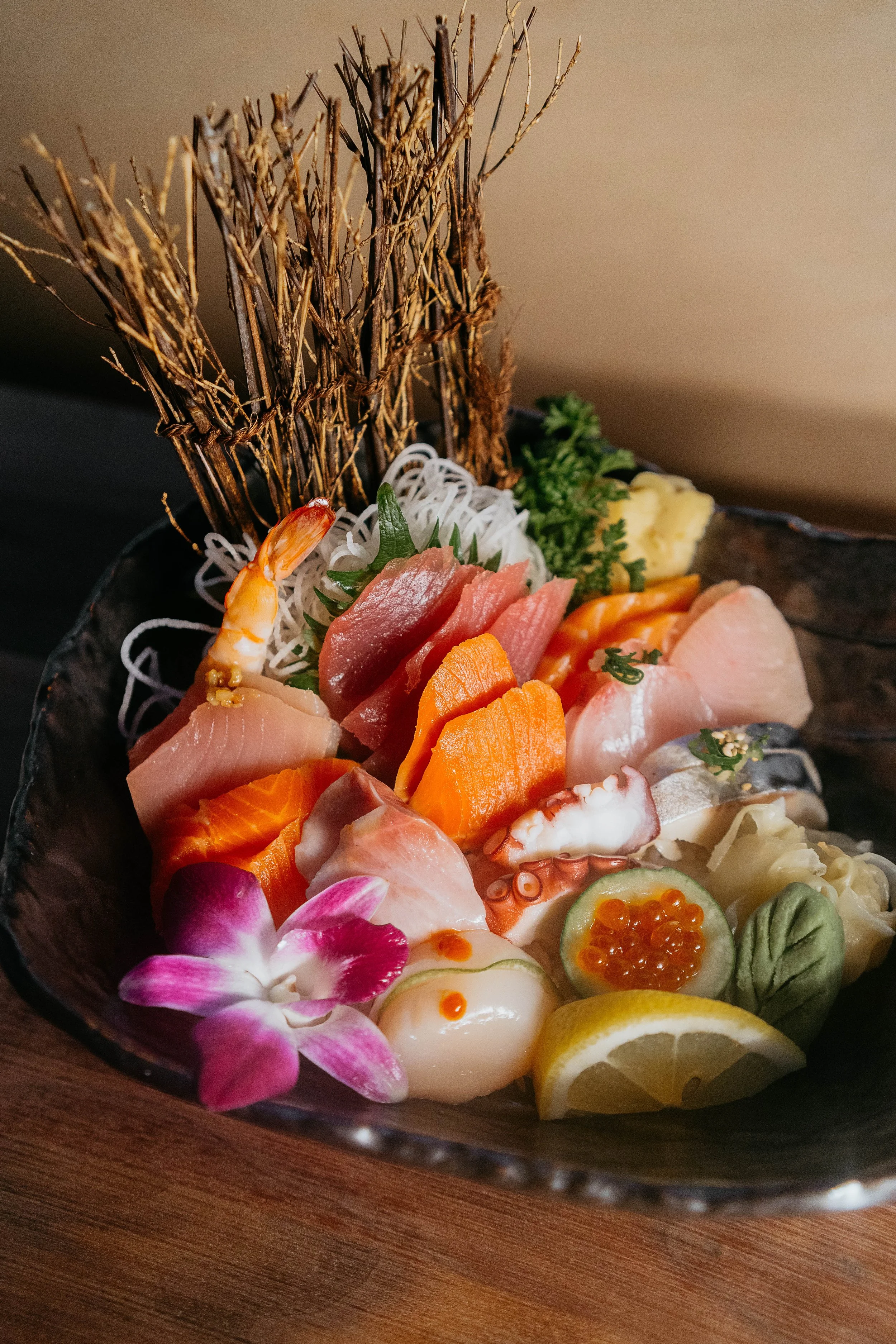 MIRAKUTEI SUSHI & RAMEN 味楽亭