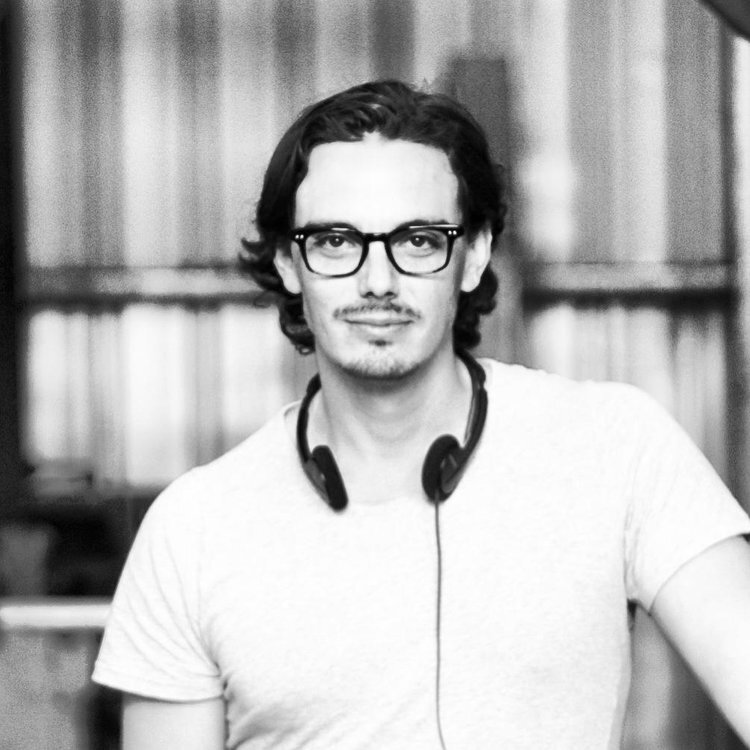 Bio — BENJAMIN MATHEWS