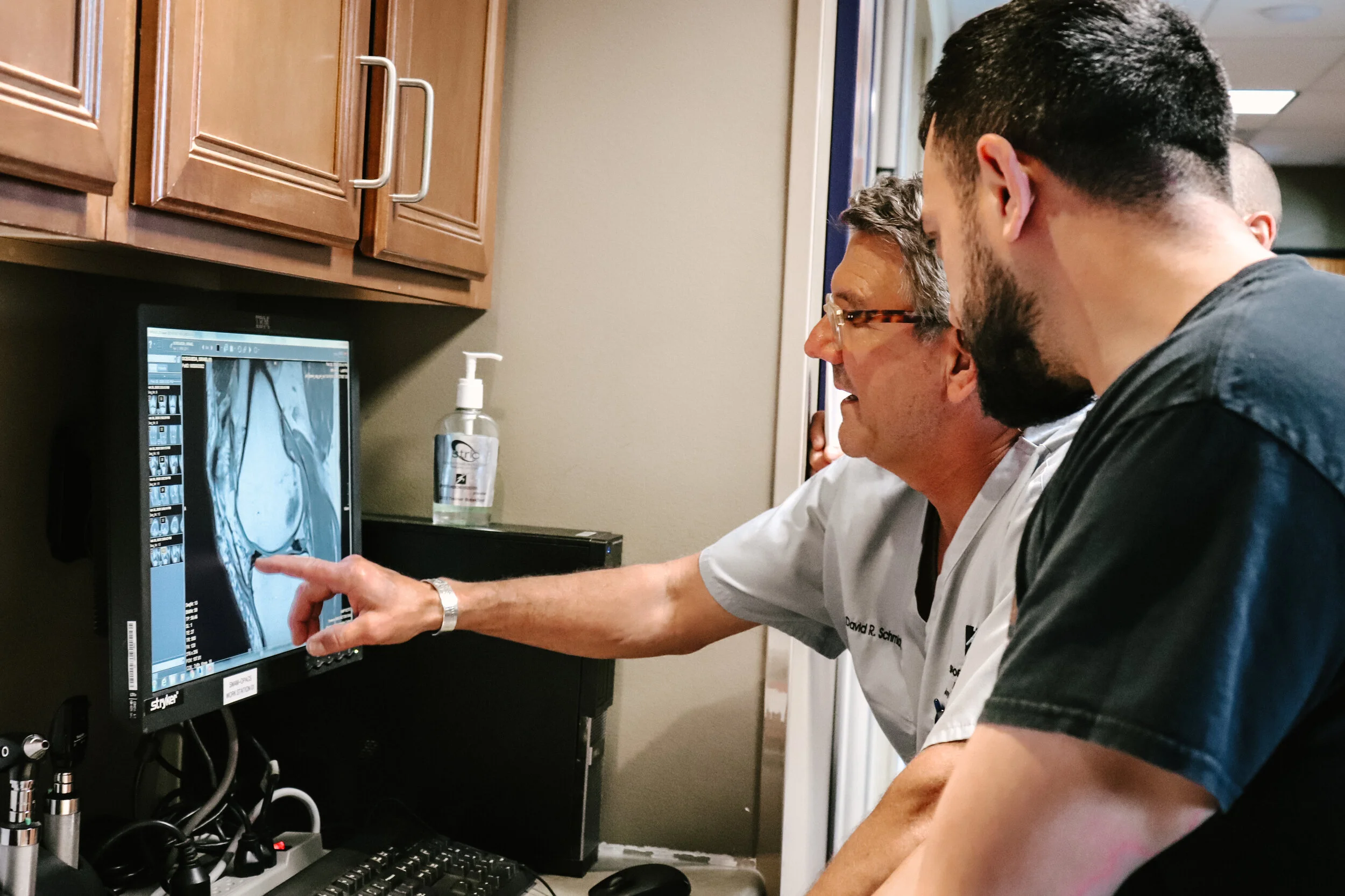 David R. Schmidt, M.D. — Sports Medicine Associates of San Antonio